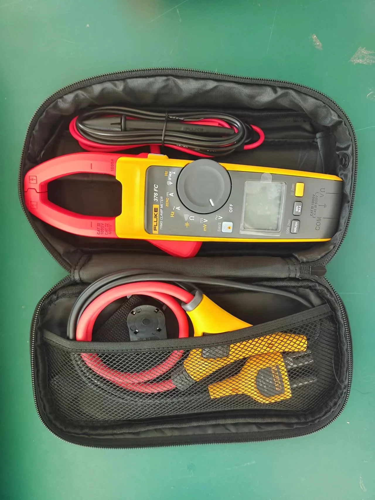 Fluke 376fc True-rms Clamp Meter With Iflex Original Fluke Product ...