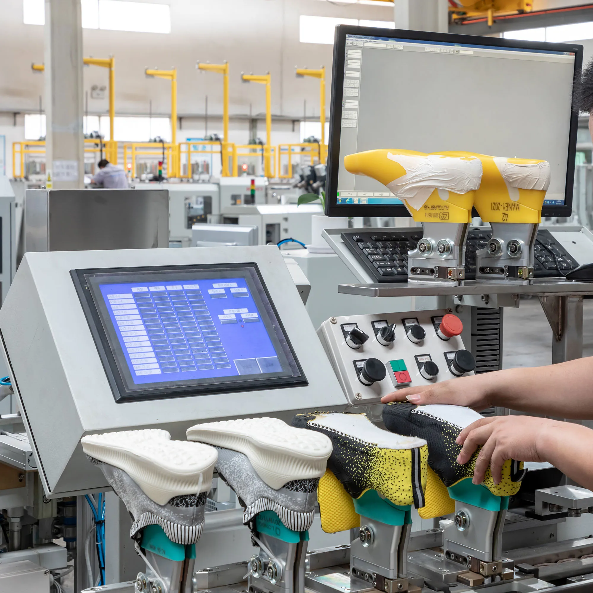 Footwear Lasting Machine Safety Shoe Injection Moulding Machine Shoe ...