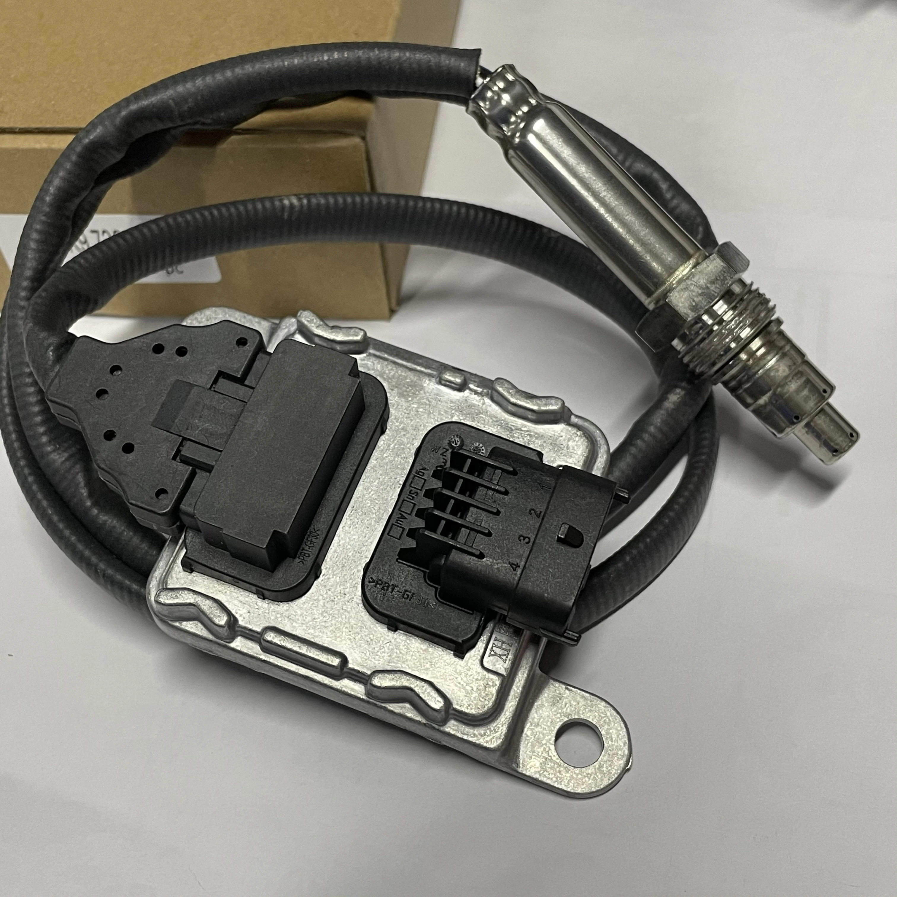 Nox Sensor Nitrogen Oxide Sensor 22303384 5wk97365 For Mack Volvo Truck ...