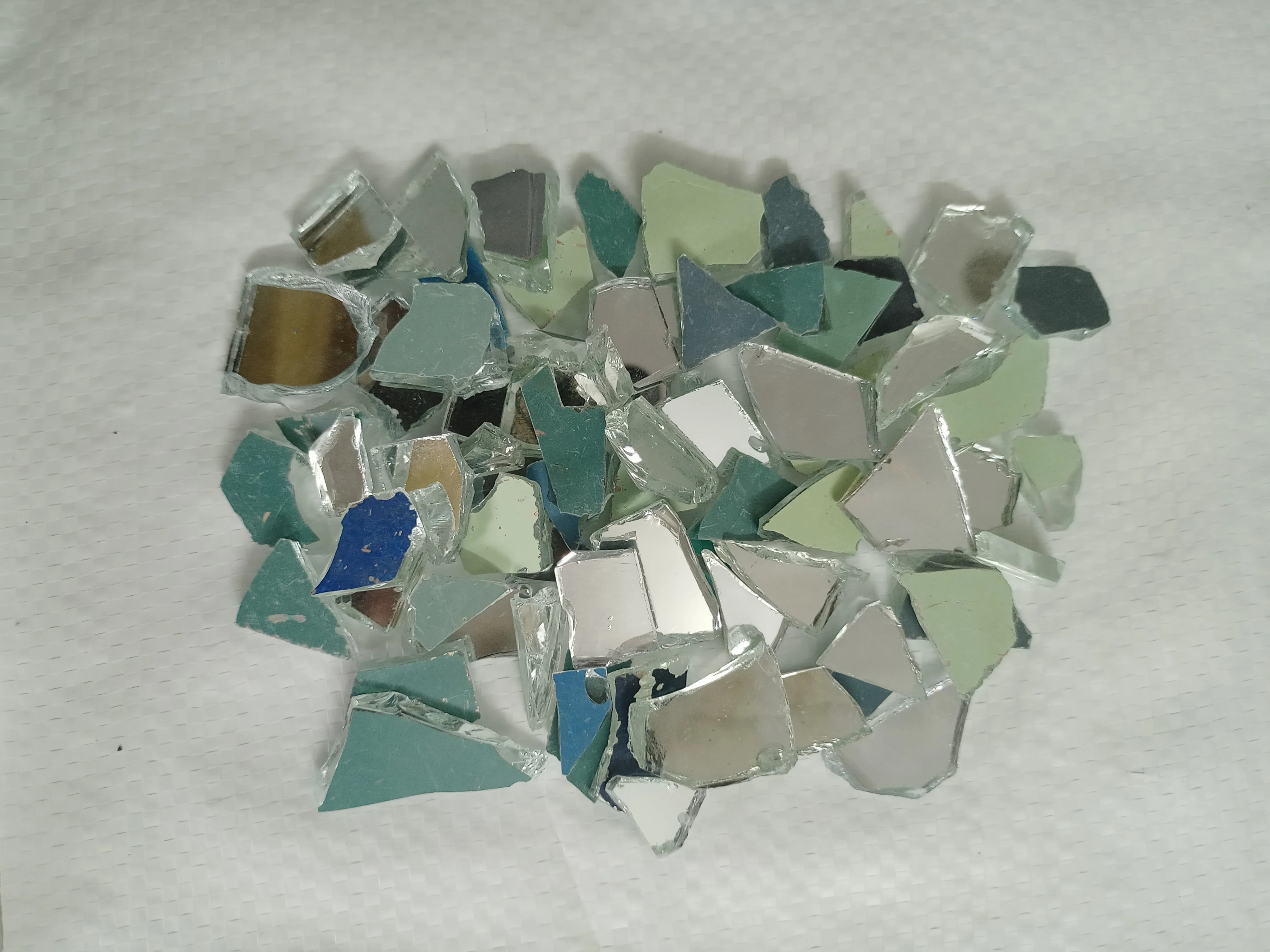 Cullet Decorative Recycled Glass - Mmart Quality & Durability