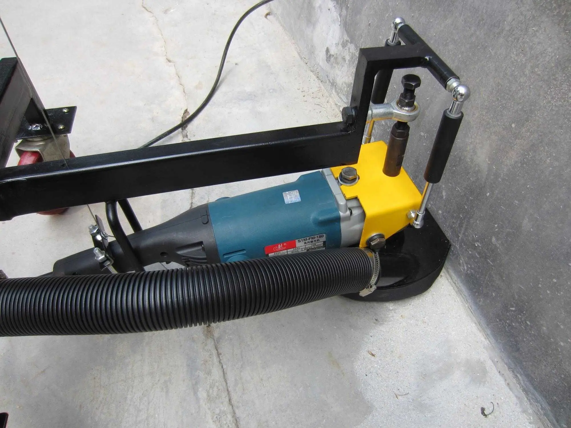 R180 230mm Electric Mini Angle Grinder - Energy Saving Power