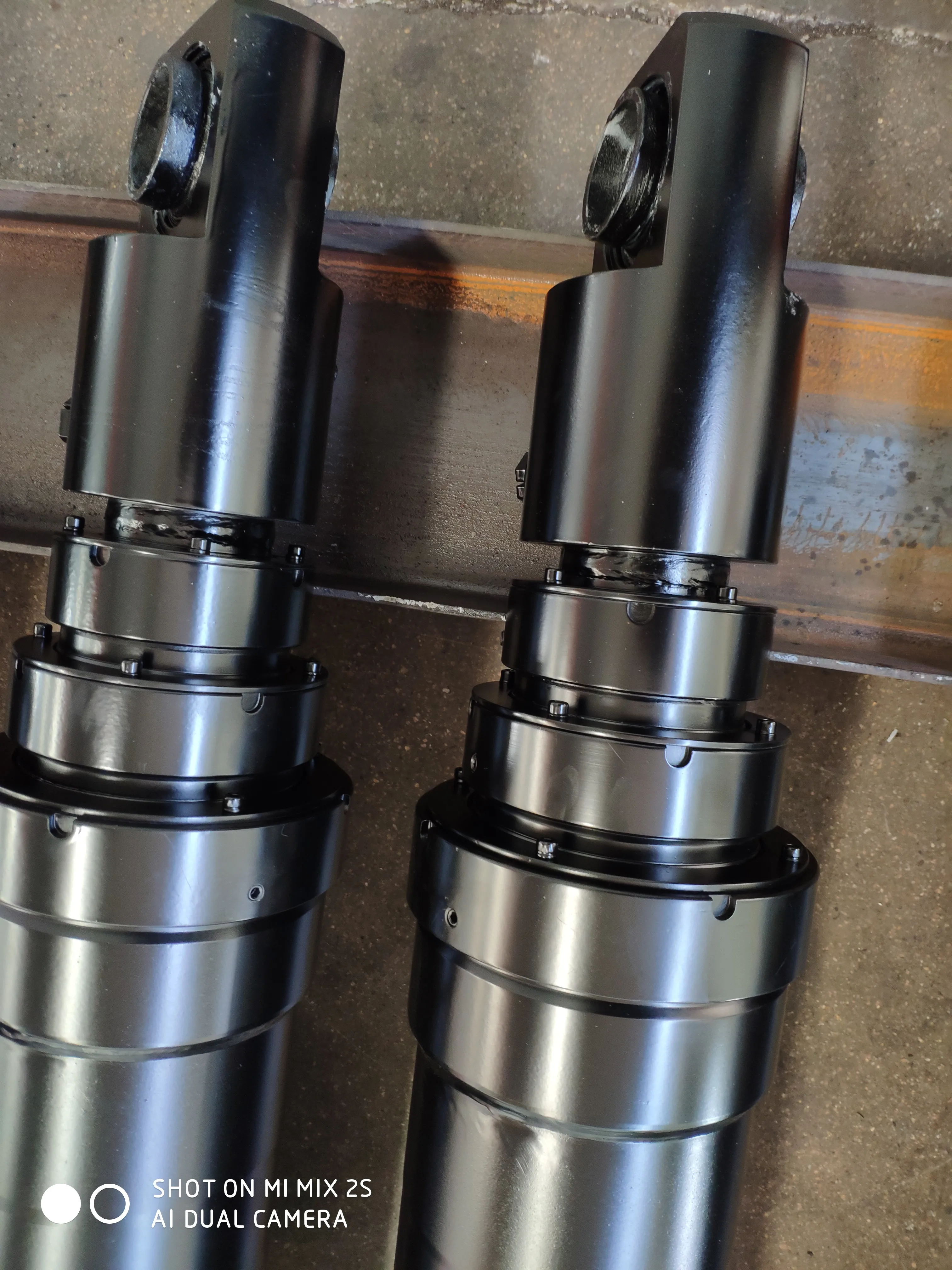 Inverted Mounted 3 Stage 7 Ton 90" Stroke Telescopic Hydraulic Cylinder ...