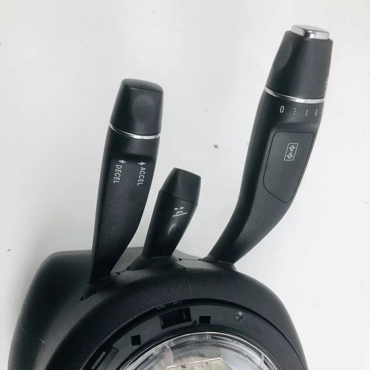 奔驰w205 W253 C63amg C300 C200 C180 C400 Glc300 Glc350 2059001113的雨刮器和指示器 ...