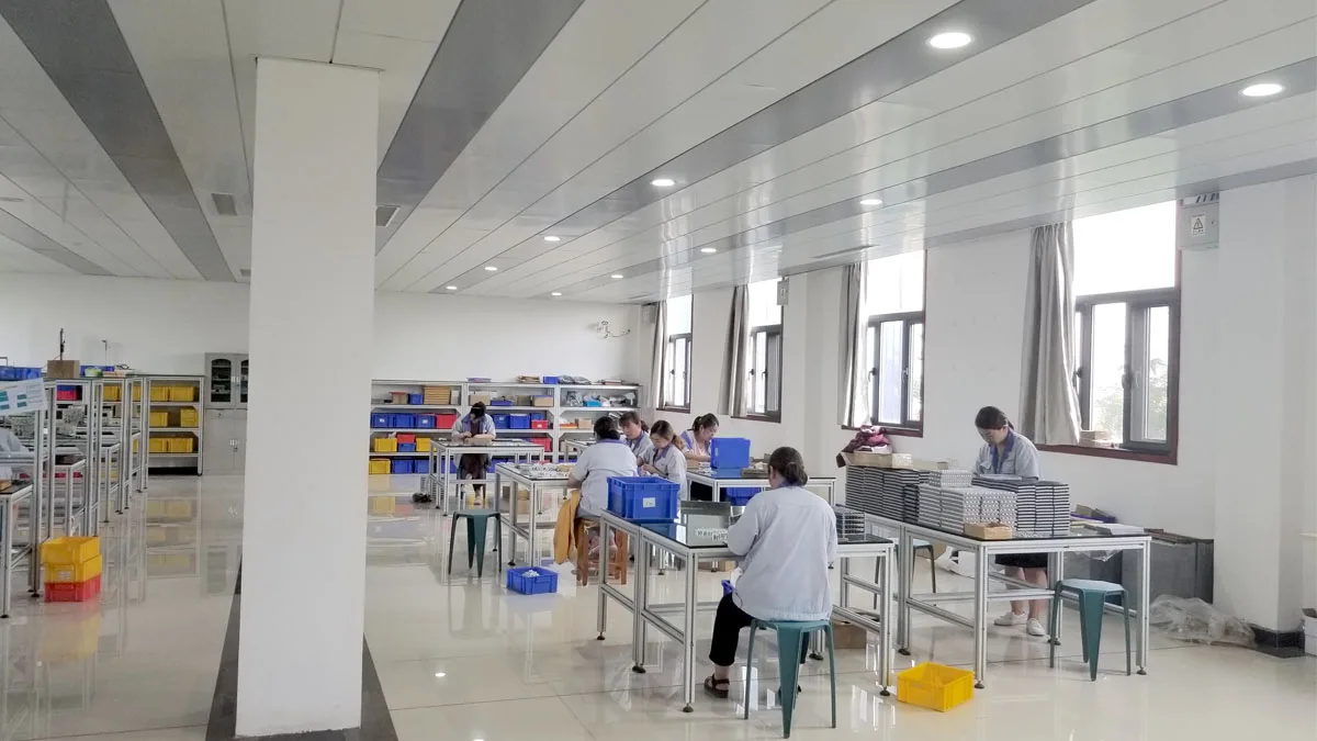 Wireless Input Type Level Transmitter - Senteclcd Display