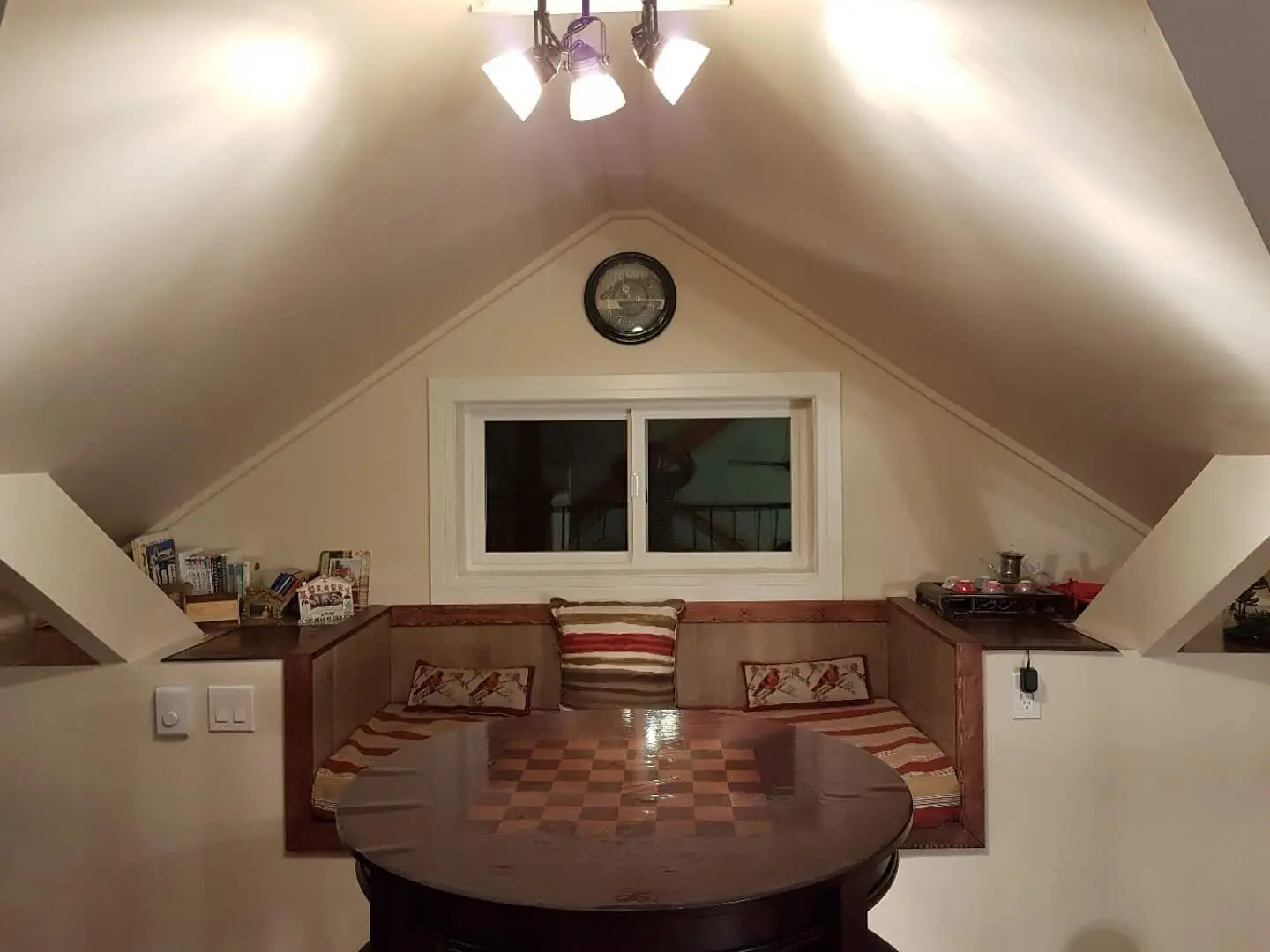 Quacent Luxury Sip Pane House - Customized Villa Solutions