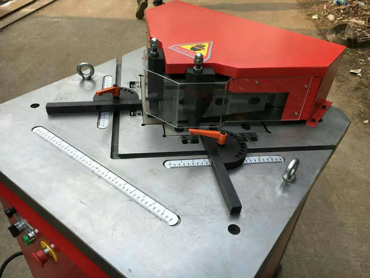 Angle Cutter/ Right Angle Shear 3*200mm Hydraulic Notching Machine for ...