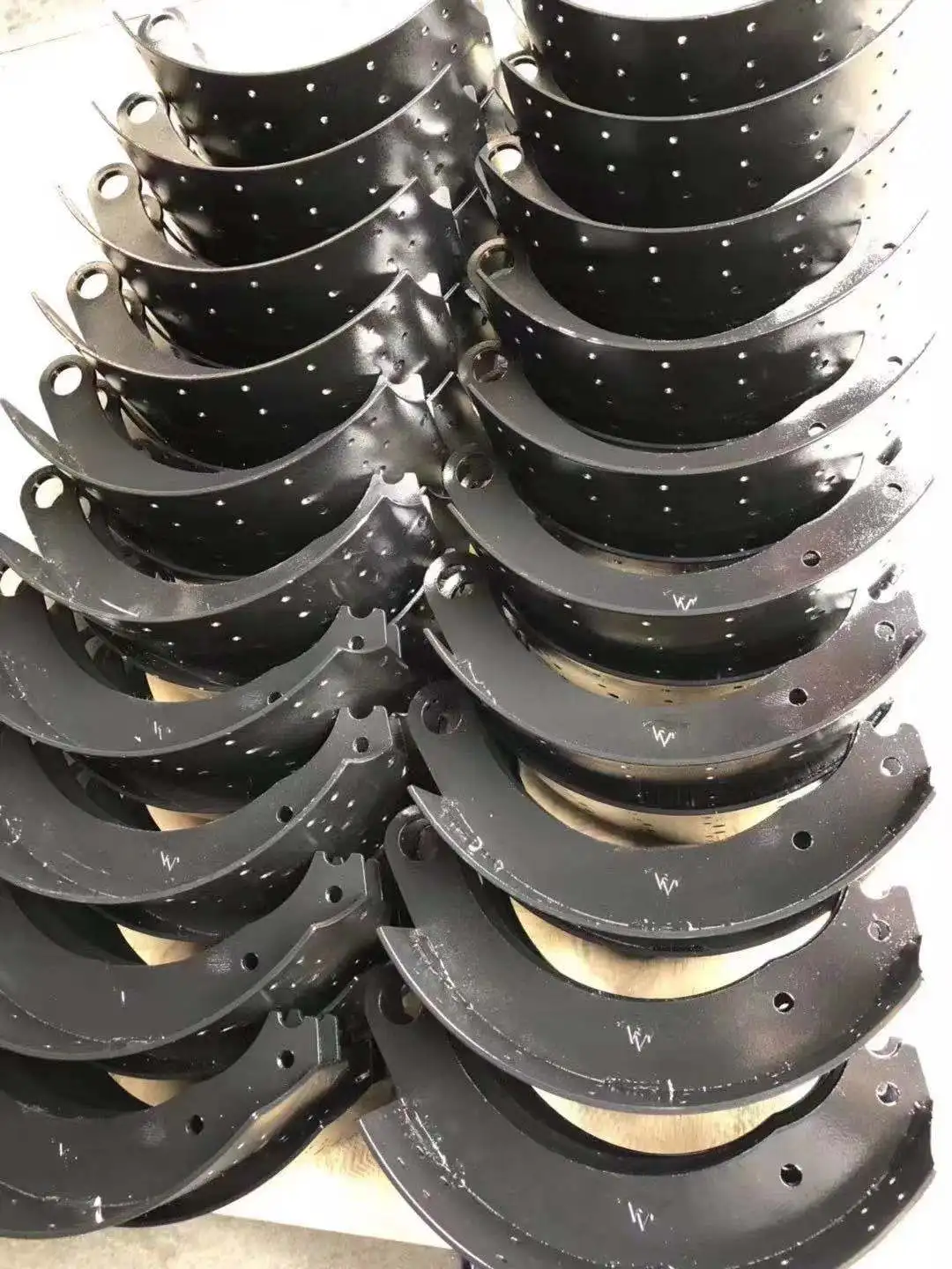 Trailer Brake Shoes Replacement 4551q 15205191 - Buy China Factory ...