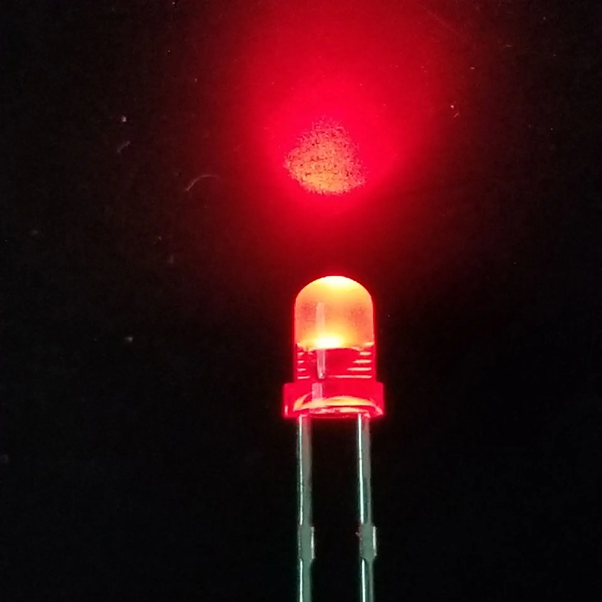 5mm LED 다이오드 3V 10 색 따뜻한 화이트 옐로우 그린 레드 블루 UV 핑크 오렌지 Diffsued 울트라 밝은 DIY ...