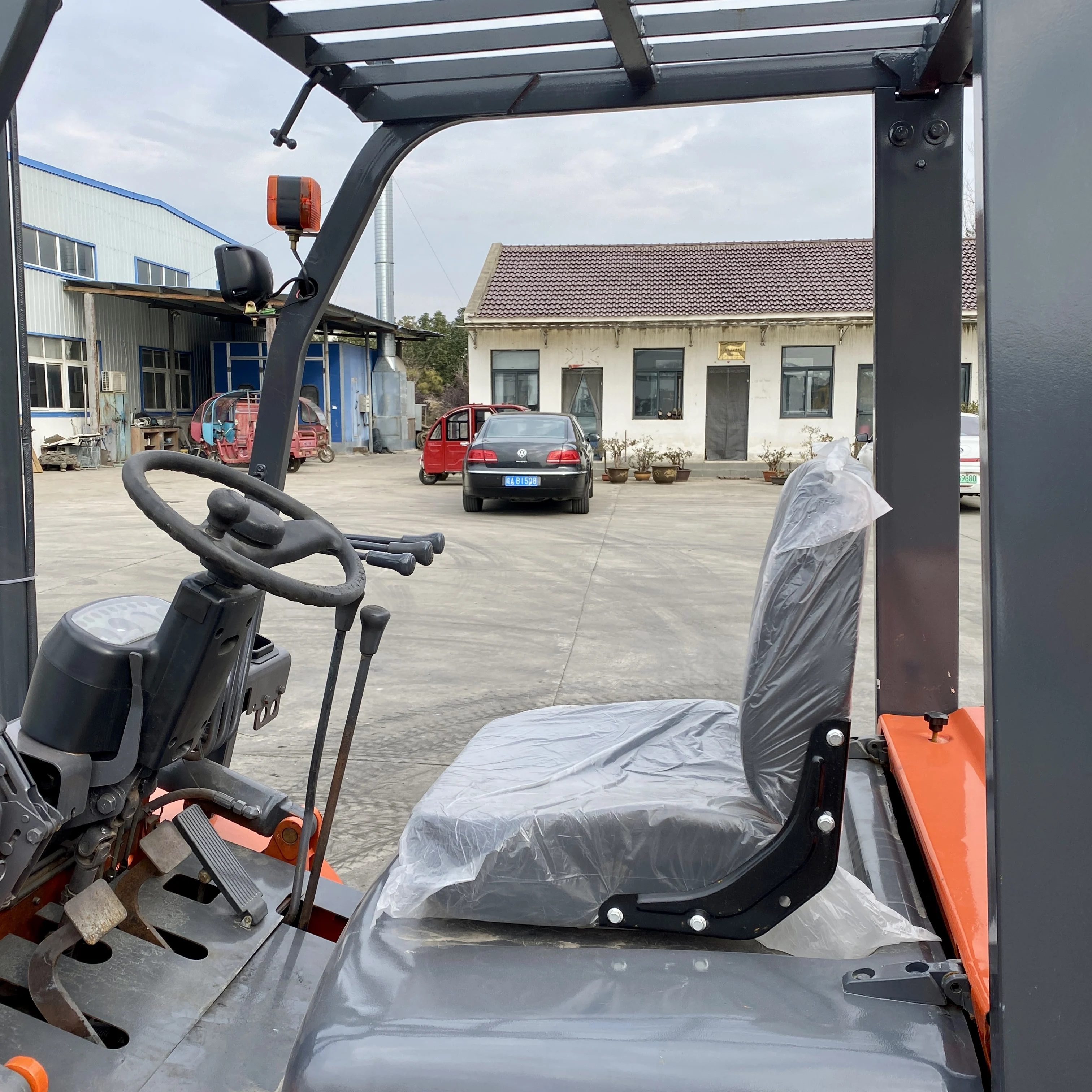 Heli H2000-35 Hydraulic Forklift Stacker Small Loading And Unloading ...