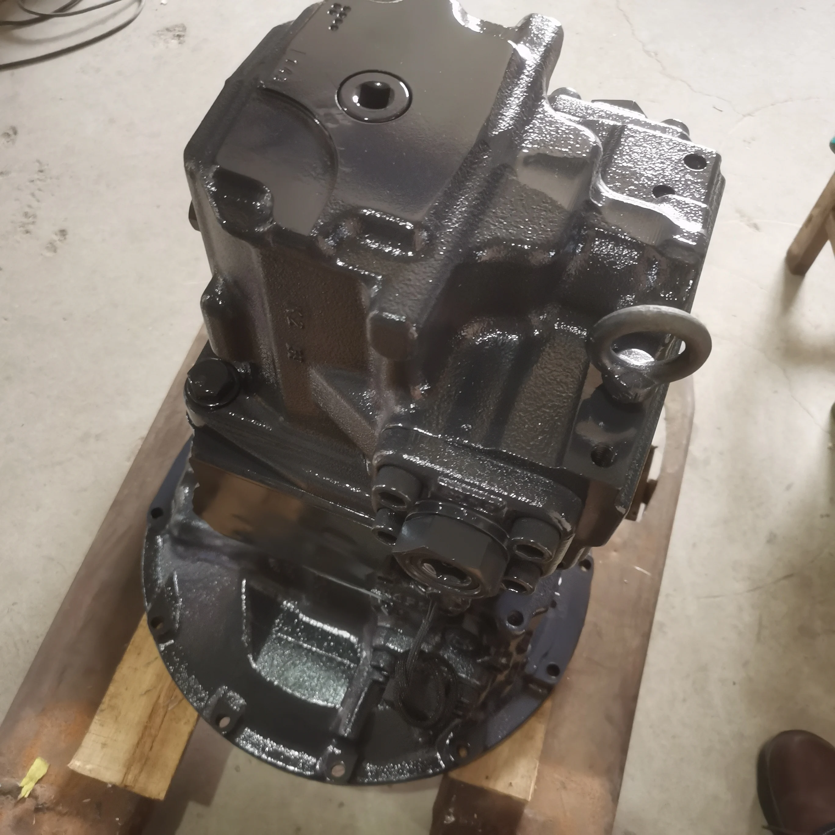 Wa800 Loader Hydraulic Pump 708-4l-00930 7084l00930 7082l00951 708-2l ...