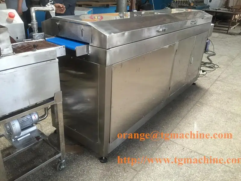 Small Chocolate Enrobing Coating Equipment with Cooling Tunnel