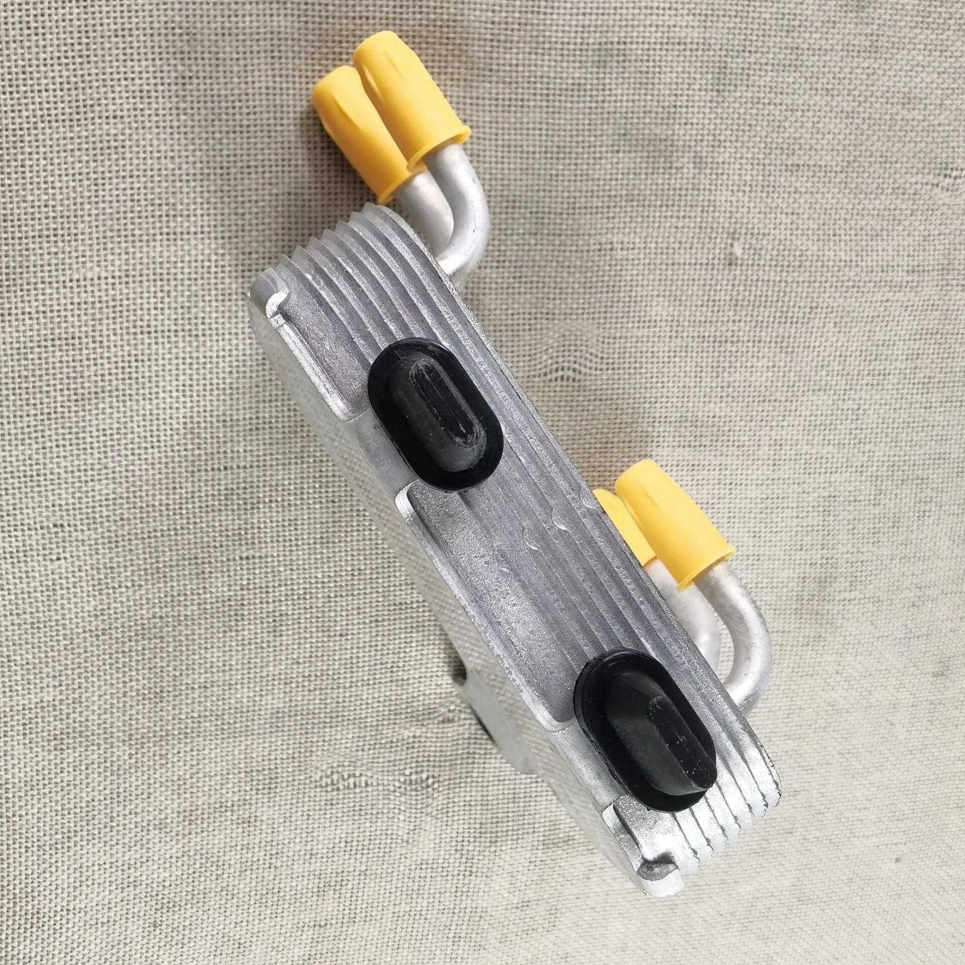 PIB500052 LR031827 Radiator Oil Cooler for Land Rover Discovery 3 2.7 ...