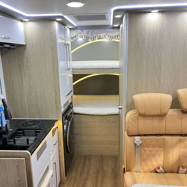 China Motorhomes Campervans 6 Seats Two Beds Automatic Gearbox Travel ...
