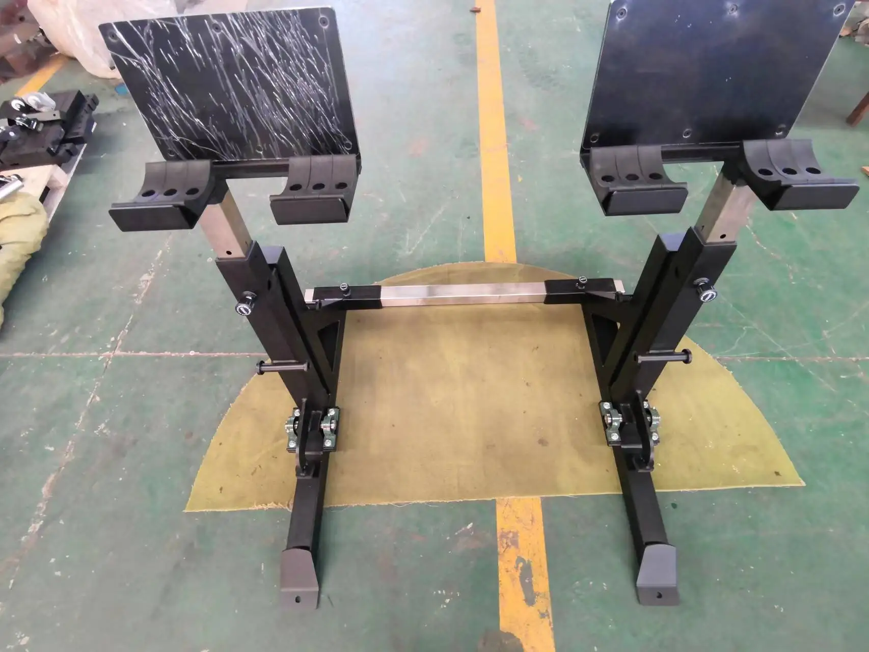 Adjustable Horizontal Dumbbell Spotter Stands with Pivot System for ...
