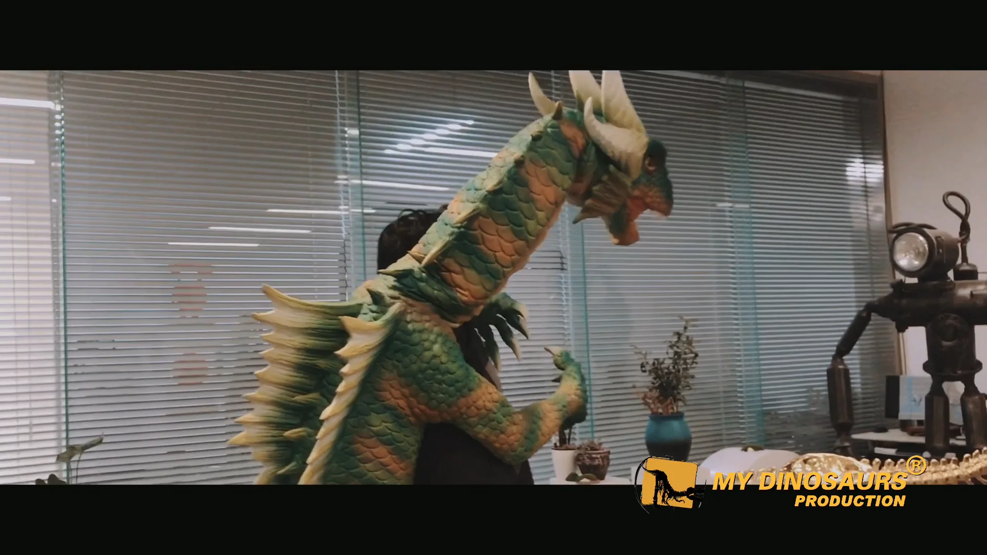 My Dino Dca395 Animatronic Dragon Shoulder Puppet Hand Puppet - Buy ...