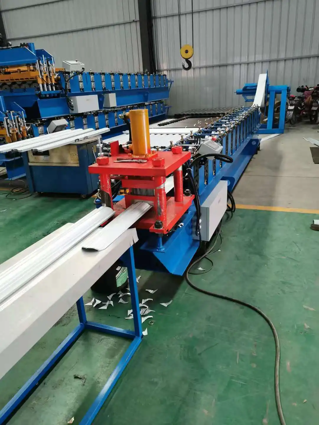Fence Making Equipment Use For Courtyard Perforated Panel Sheet Forming ...