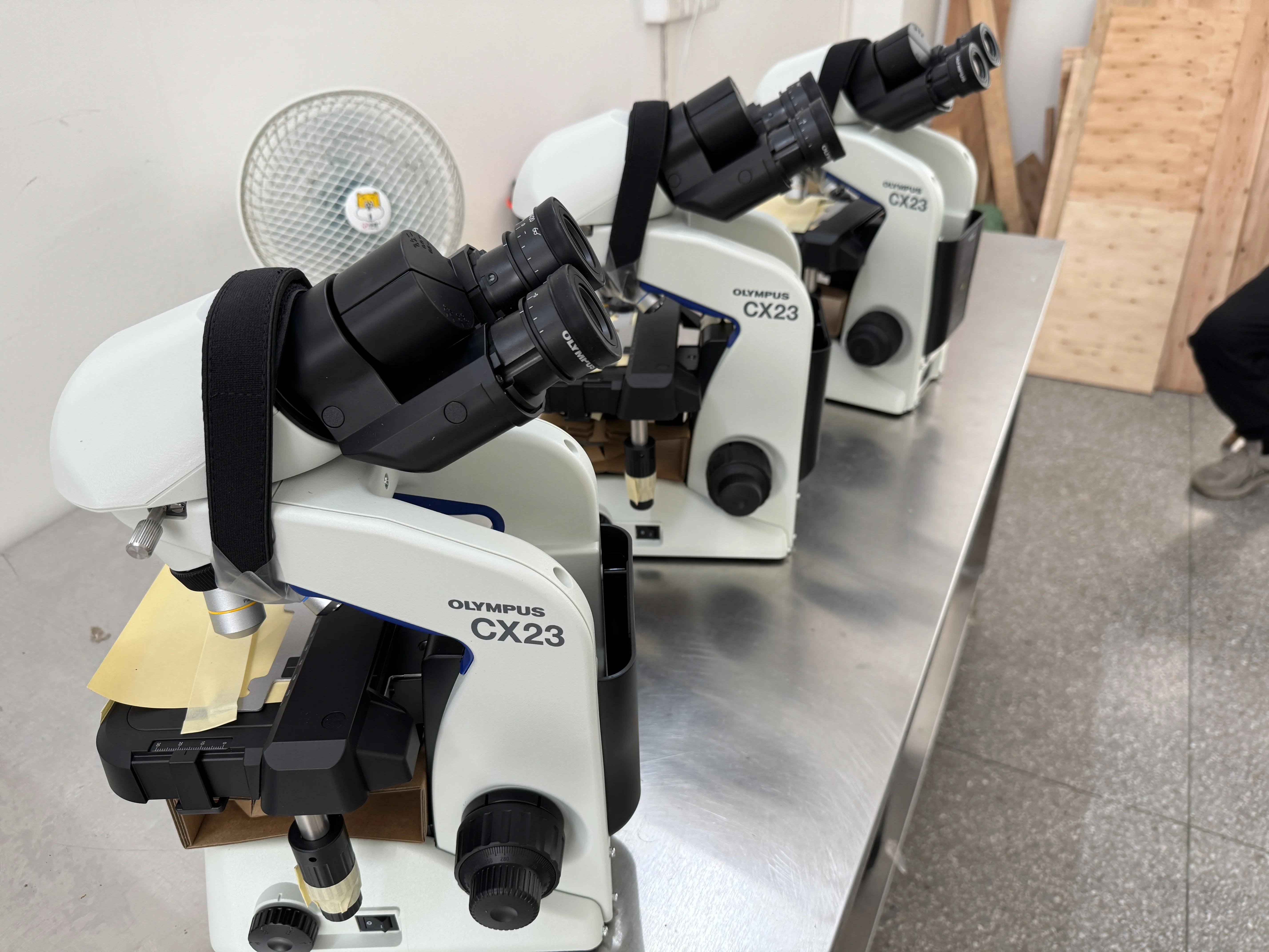 Olympus CX23 Triocular Binocular Biological Microscope with LED Light ...