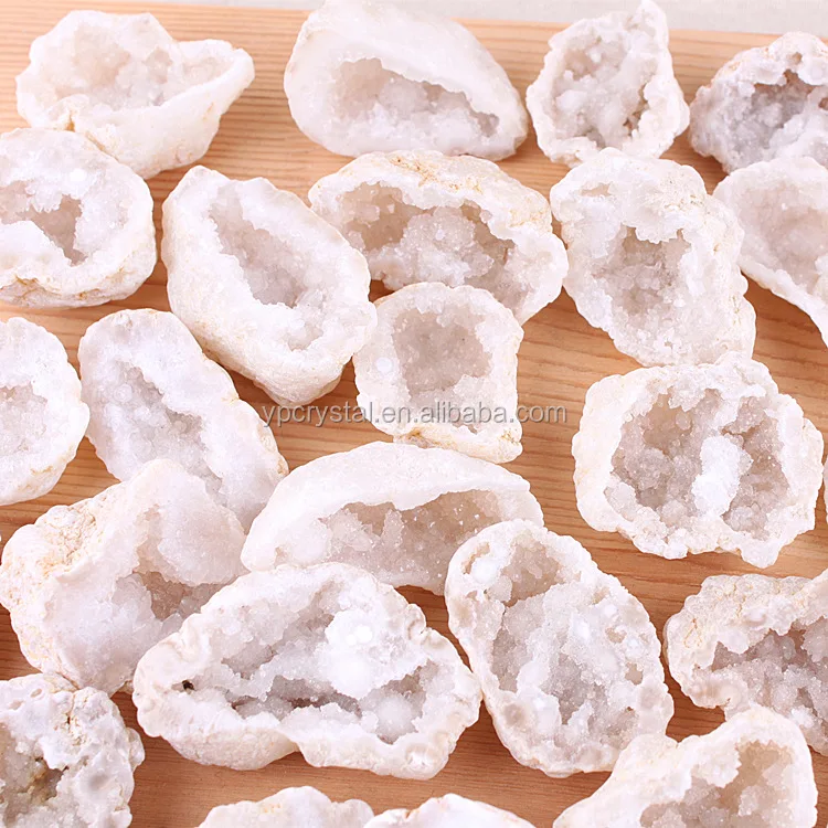 Natural Rock White Geodes Quartz Crystal Specimens Round Small Crystal ...