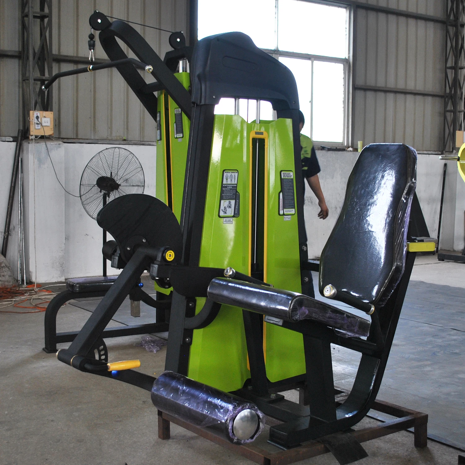 Sport Cool Gym Club - Popular MND Fitness Wholesale Hack Squat Machine