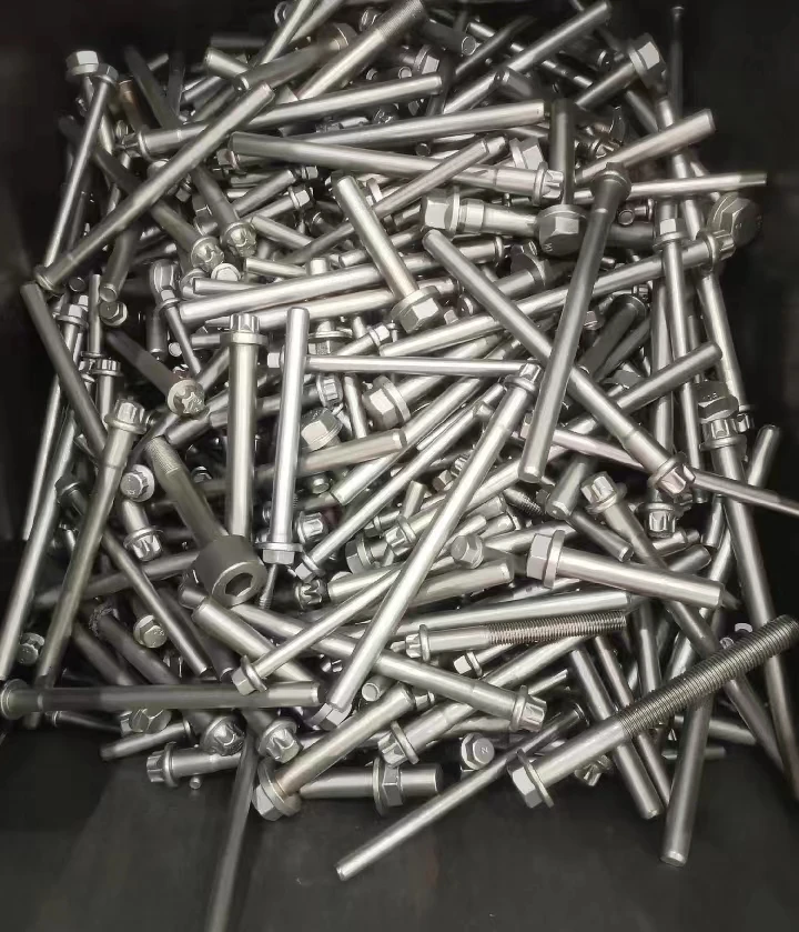 Small Automatic Crawler Shot Blasting Machine for Gears Valves Electric ...