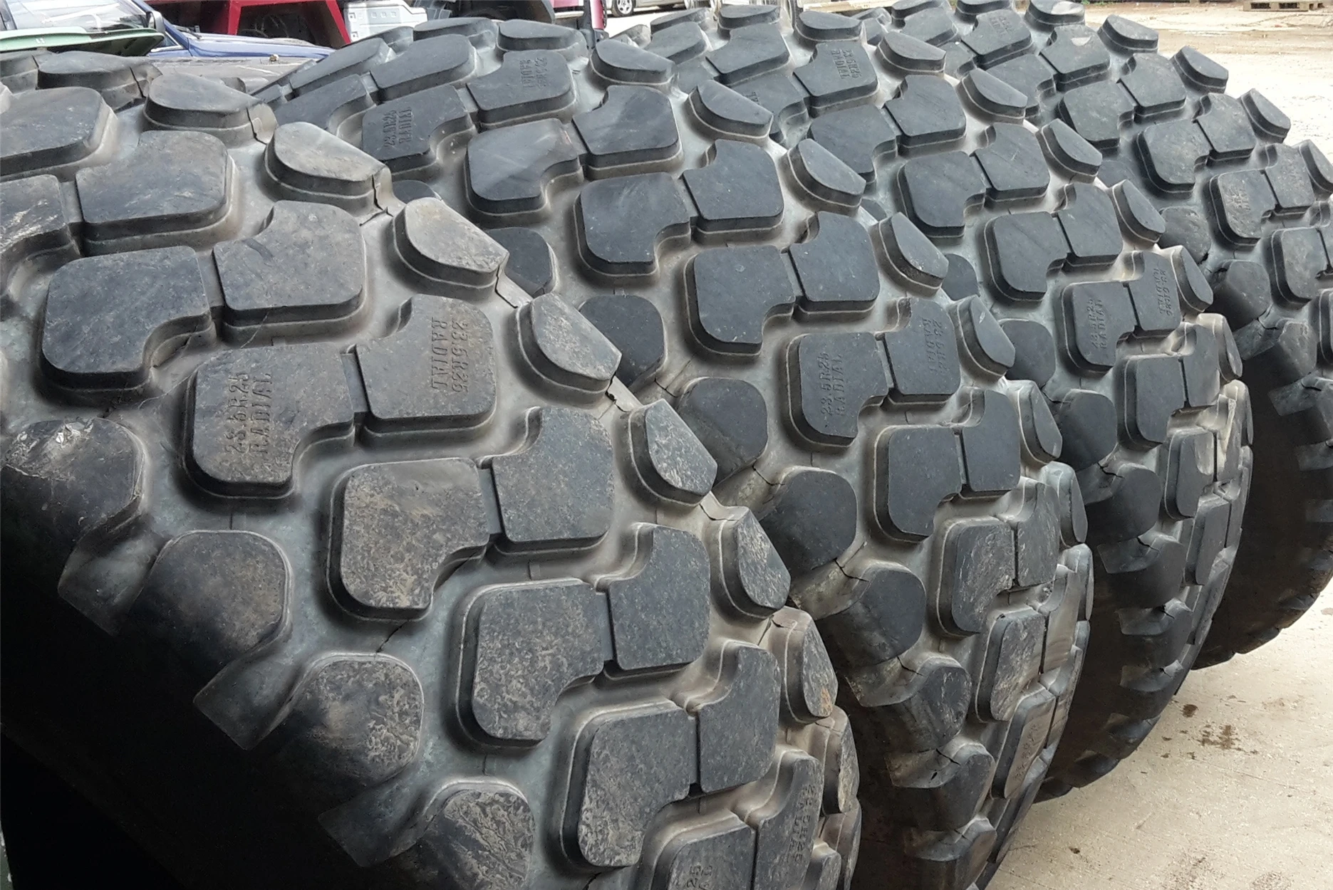 Radial OTR Tire 29.5R25 REM-2 - Durable & High Performance