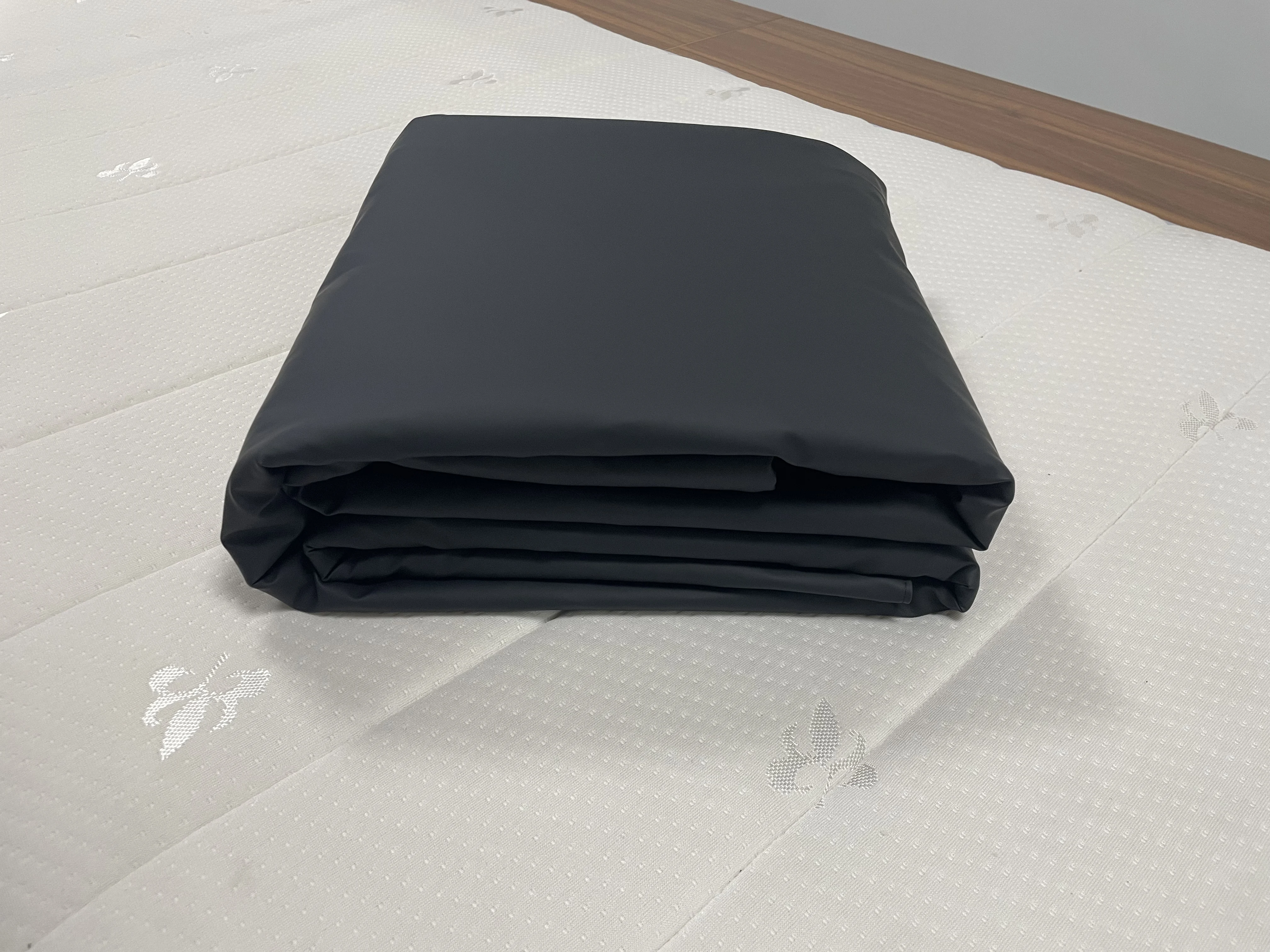 Flexible Fabric Pressure Sensor Mattress for Sleep Tracking