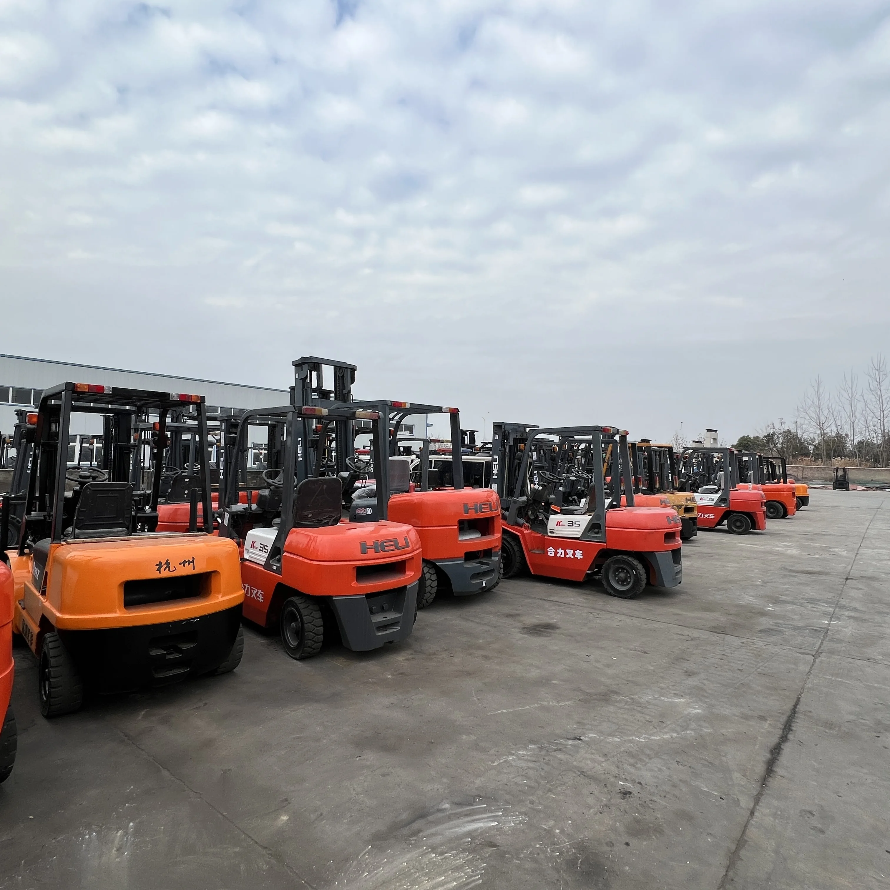 Used Machinery HELI 3 Tons or 5 Tons Forklift K35 K45 Construction ...
