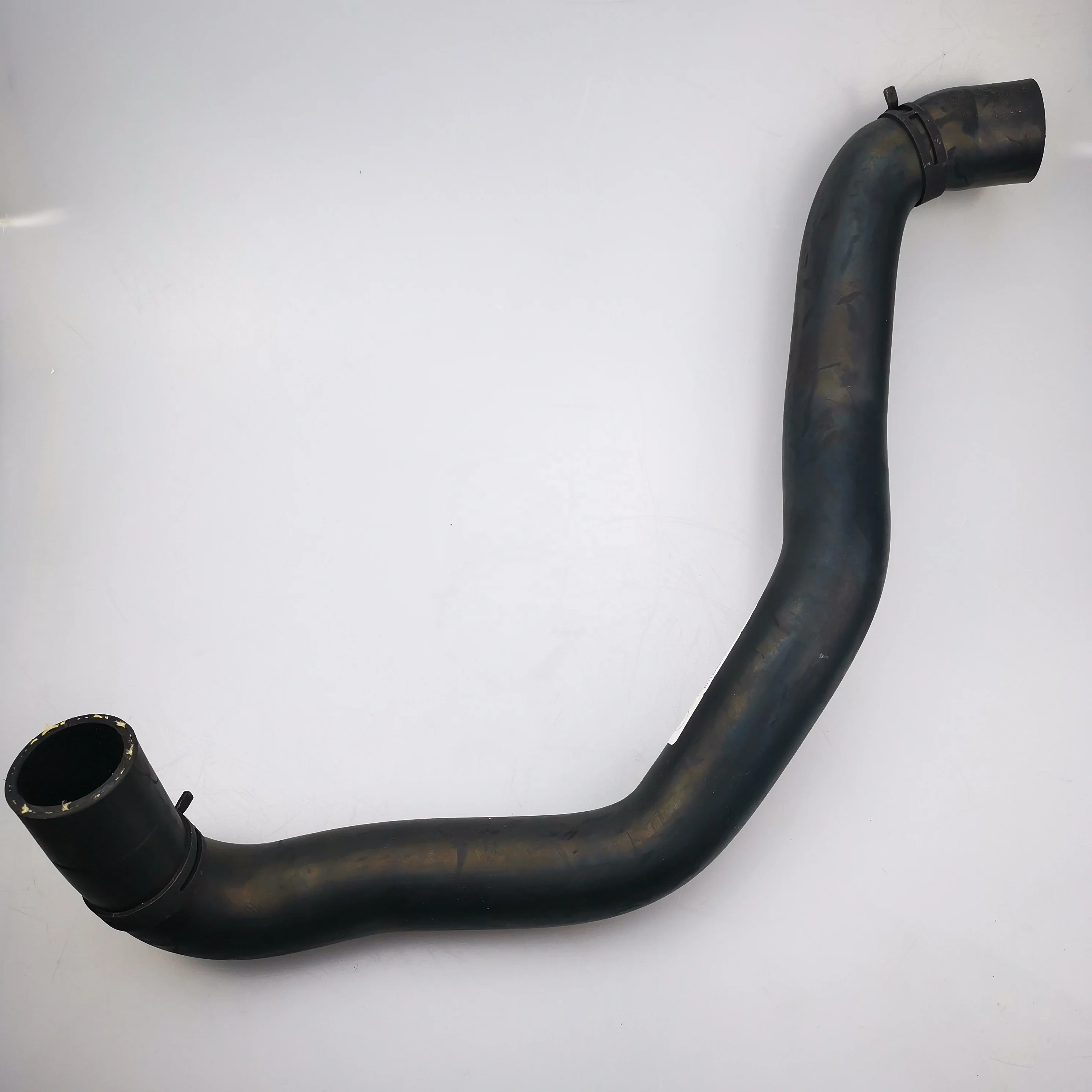 SAIC MAXUS T60 Radiator Outlet Pipe and Inlet Pipe C00060517 C00060518