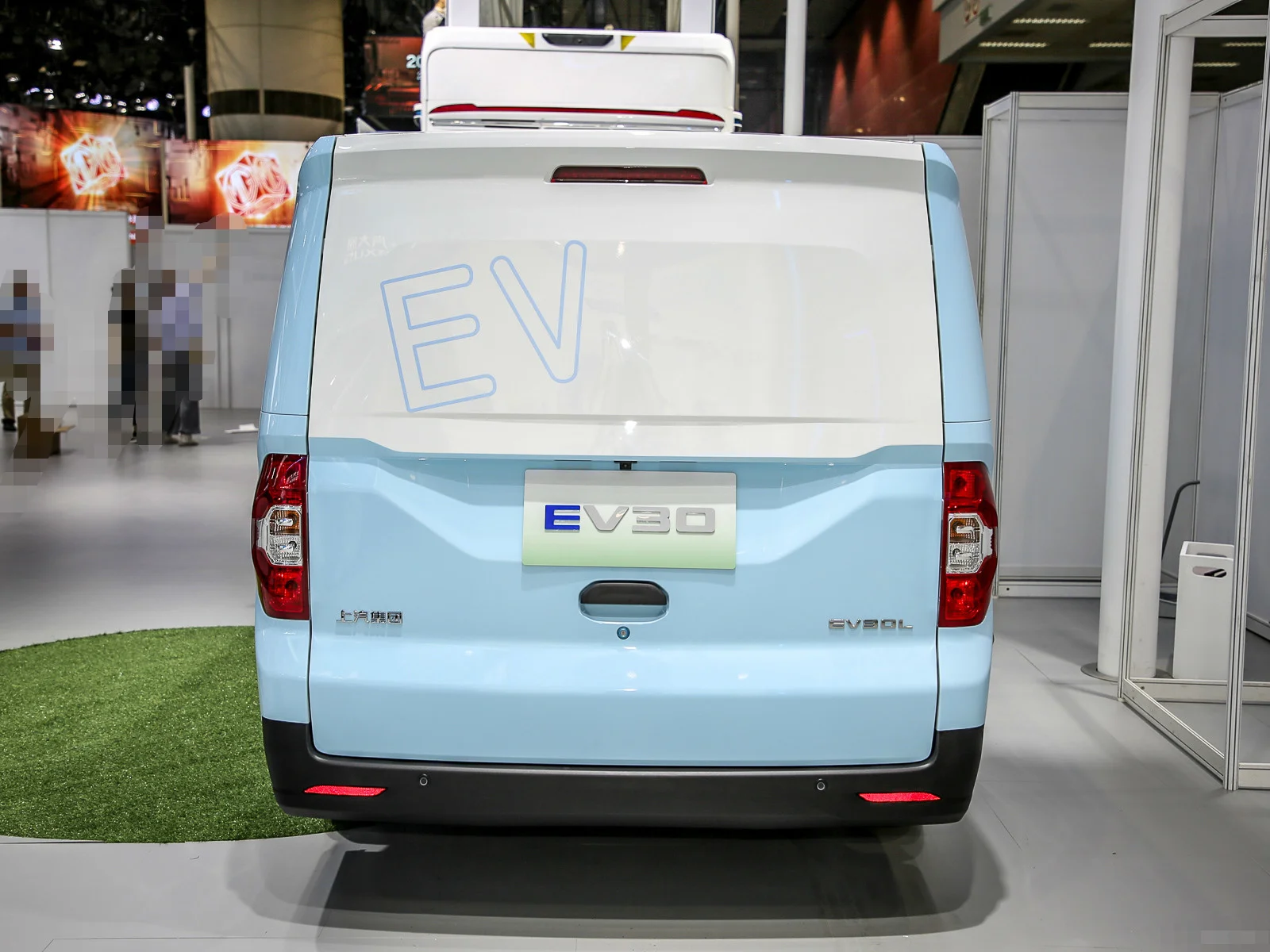 Maxus Ev30 Saic Maxus Ev30 Electric Logistics Vehicle Electric New Mpv ...
