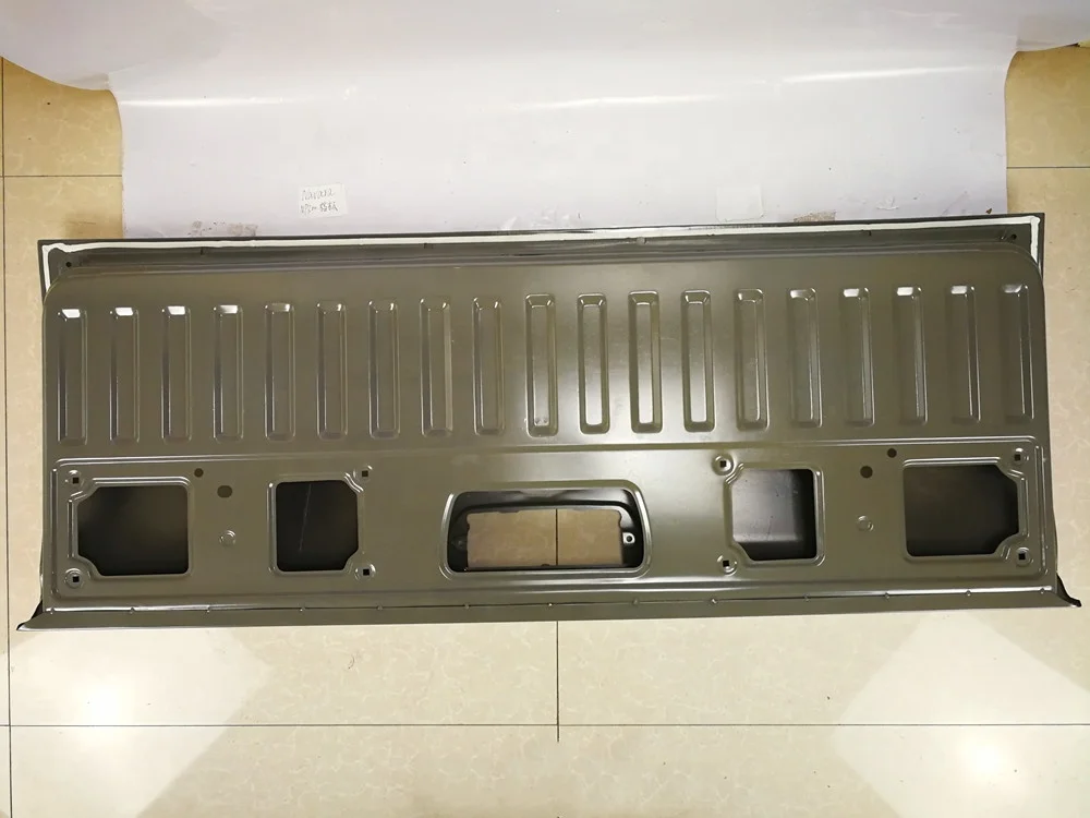 2017 Ni-ssan Navara Np300 Car Rear Tail Panel/tailgate Car Body Parts ...