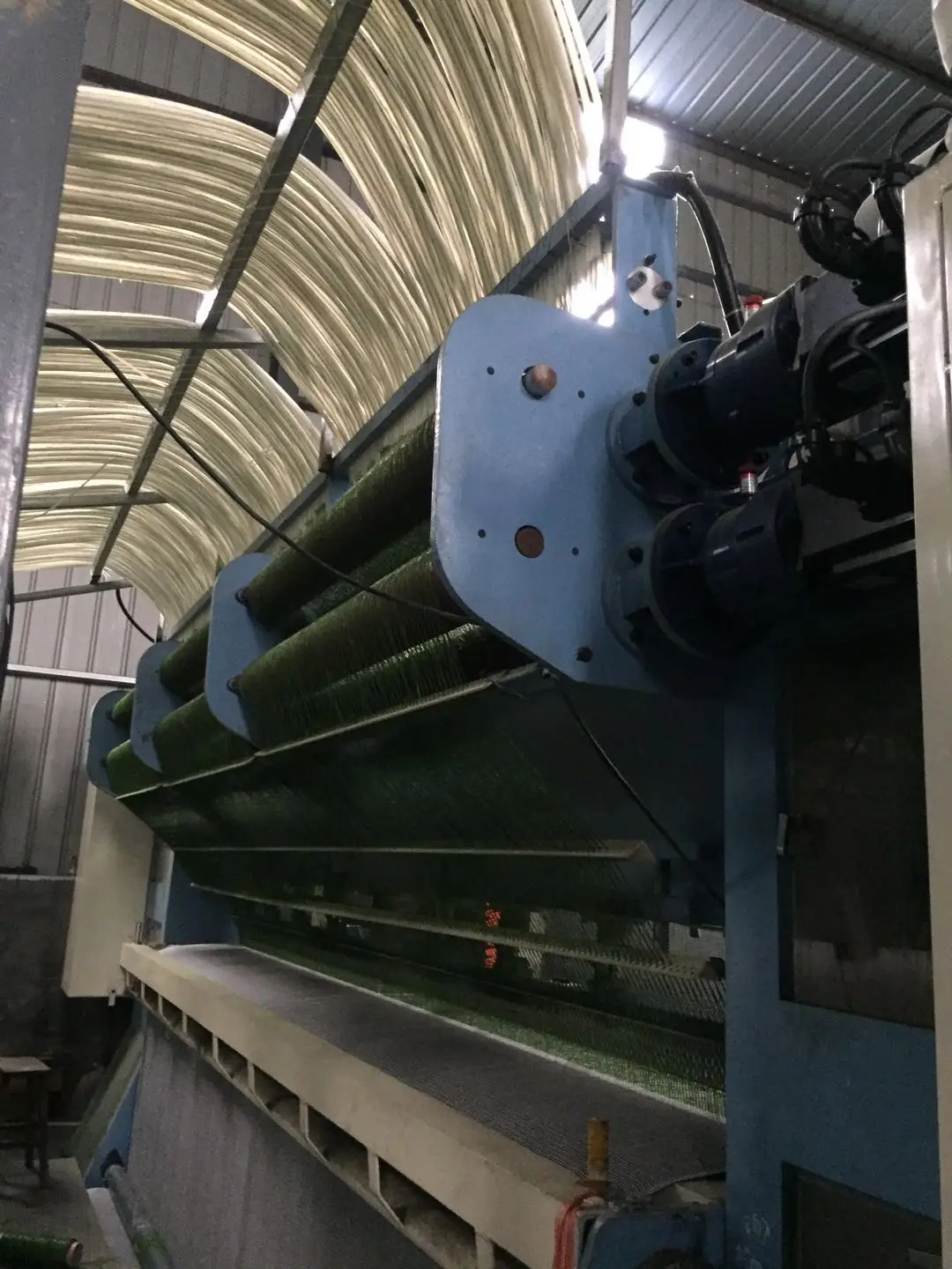 Artificial Grass Tufting Machine - Quality Lawn Solutions