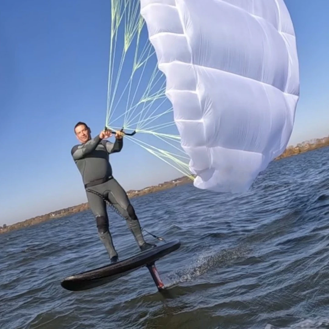 Kinma Parawing Technology for Downwind Wing Foil Surfing