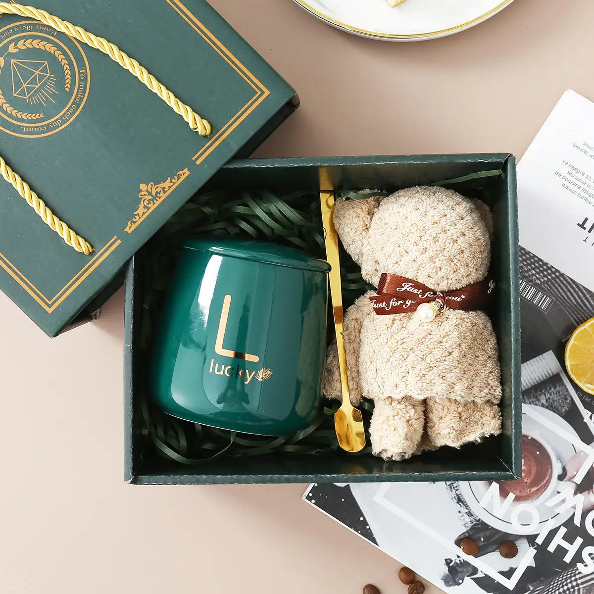 Cool Office Gifts Guide: What to Choose in 2026