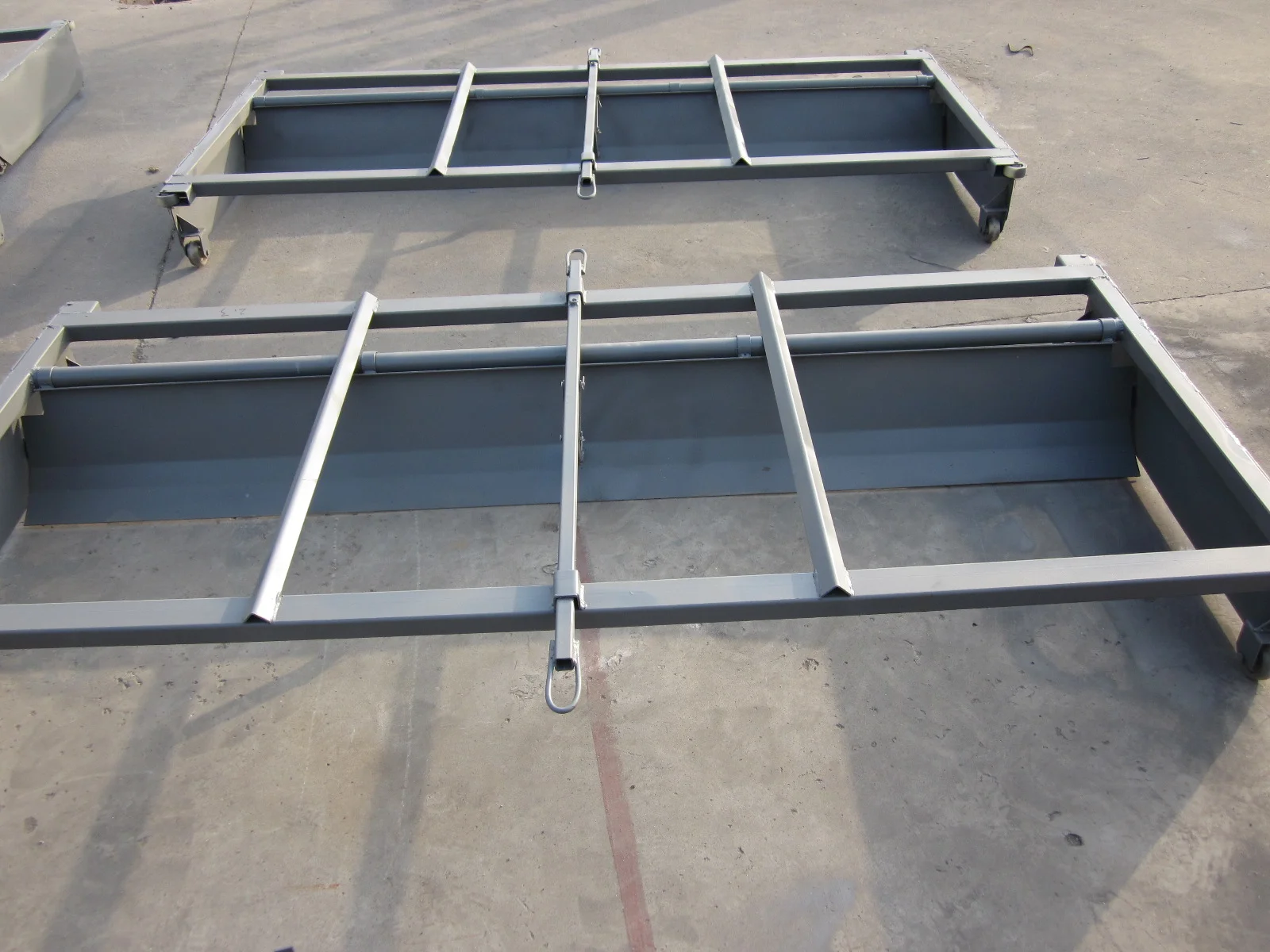 Poultry Chicken House Scraper - Efficient Manure Removal