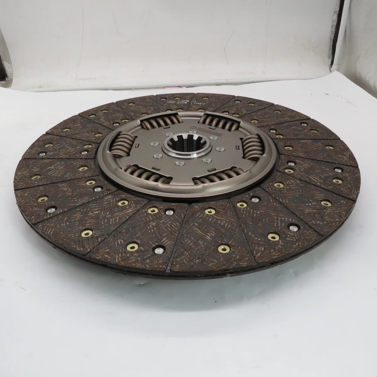 Heavy Duty Truck Spare Parts Clutch Driven Disc Dz1560160020 Clutch ...