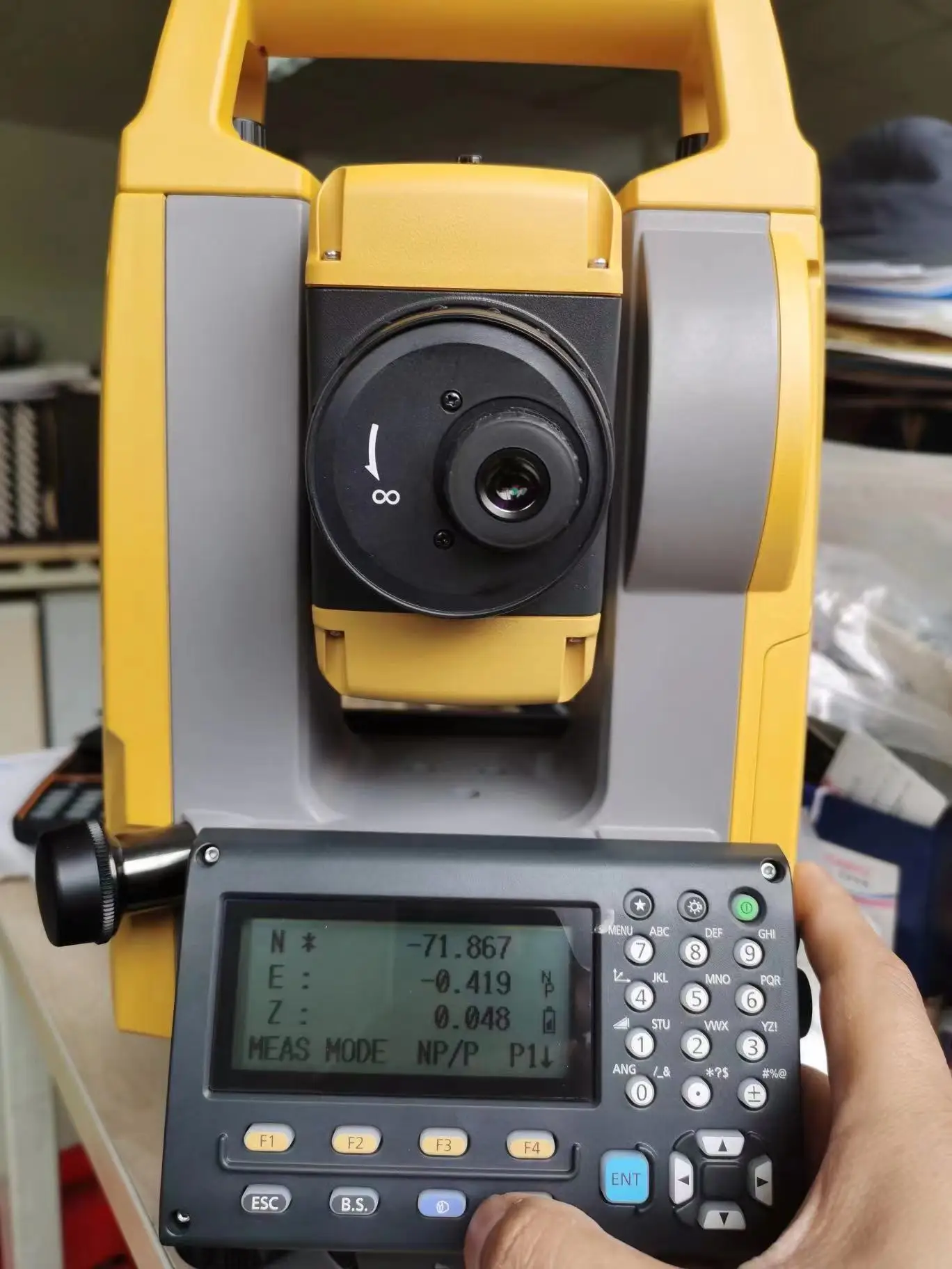 Surveyor Machine Reflectorless Station Totale GM52 GM100 Top Con ...