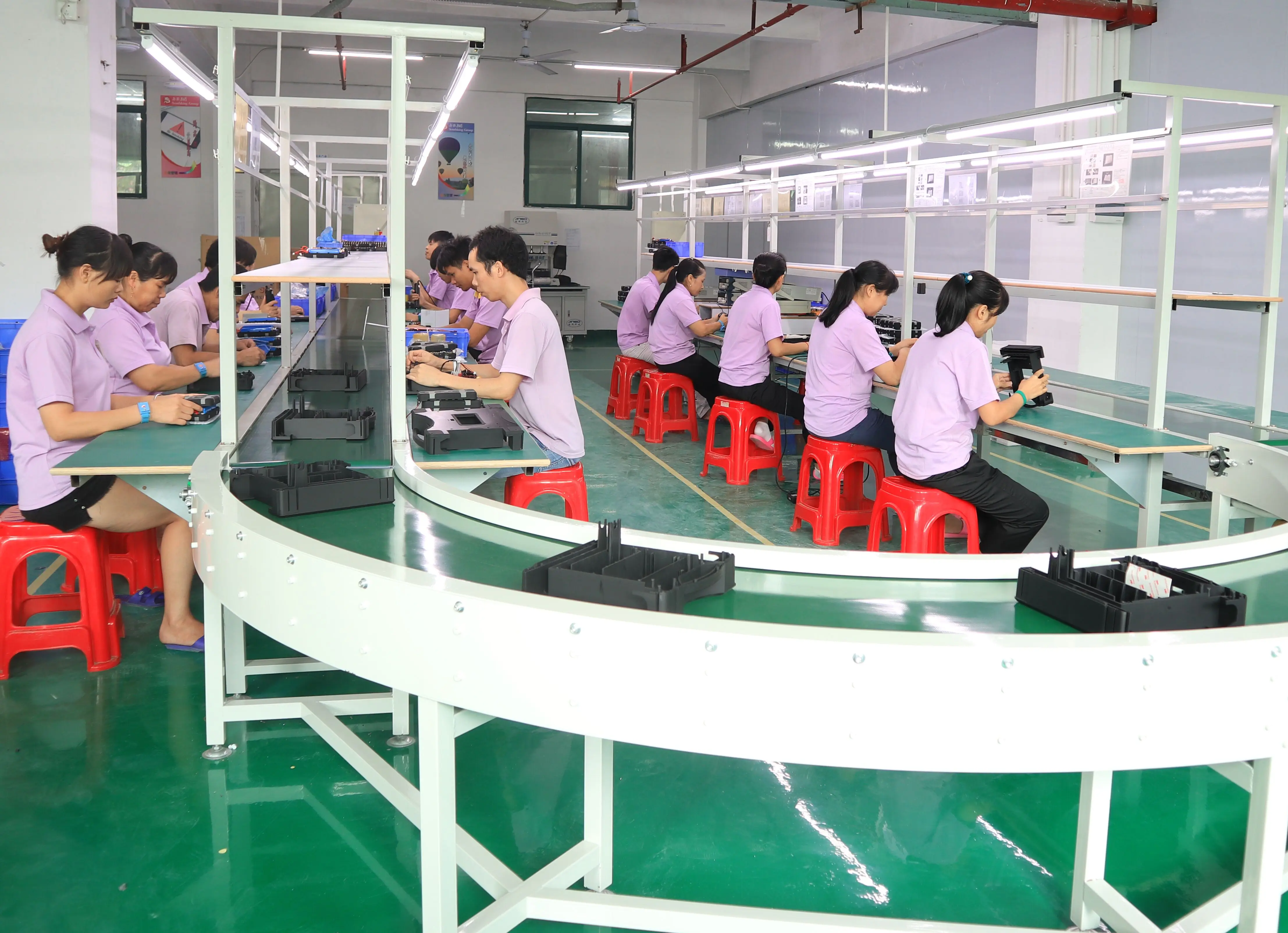 2022hot Selling Mini Car Power Bank With Offroad Air Compressor Car ...