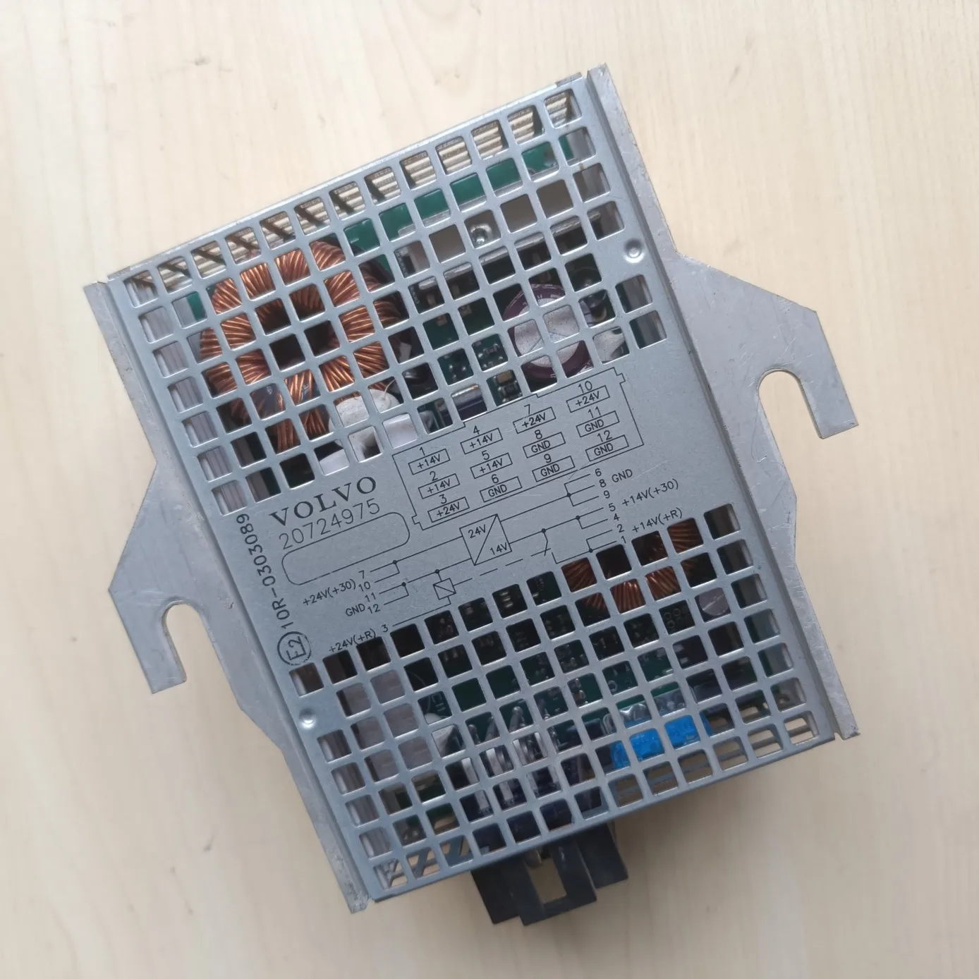 Second-hand 24v To 12v Voltage Converter 20724975 20274977 21265320 ...