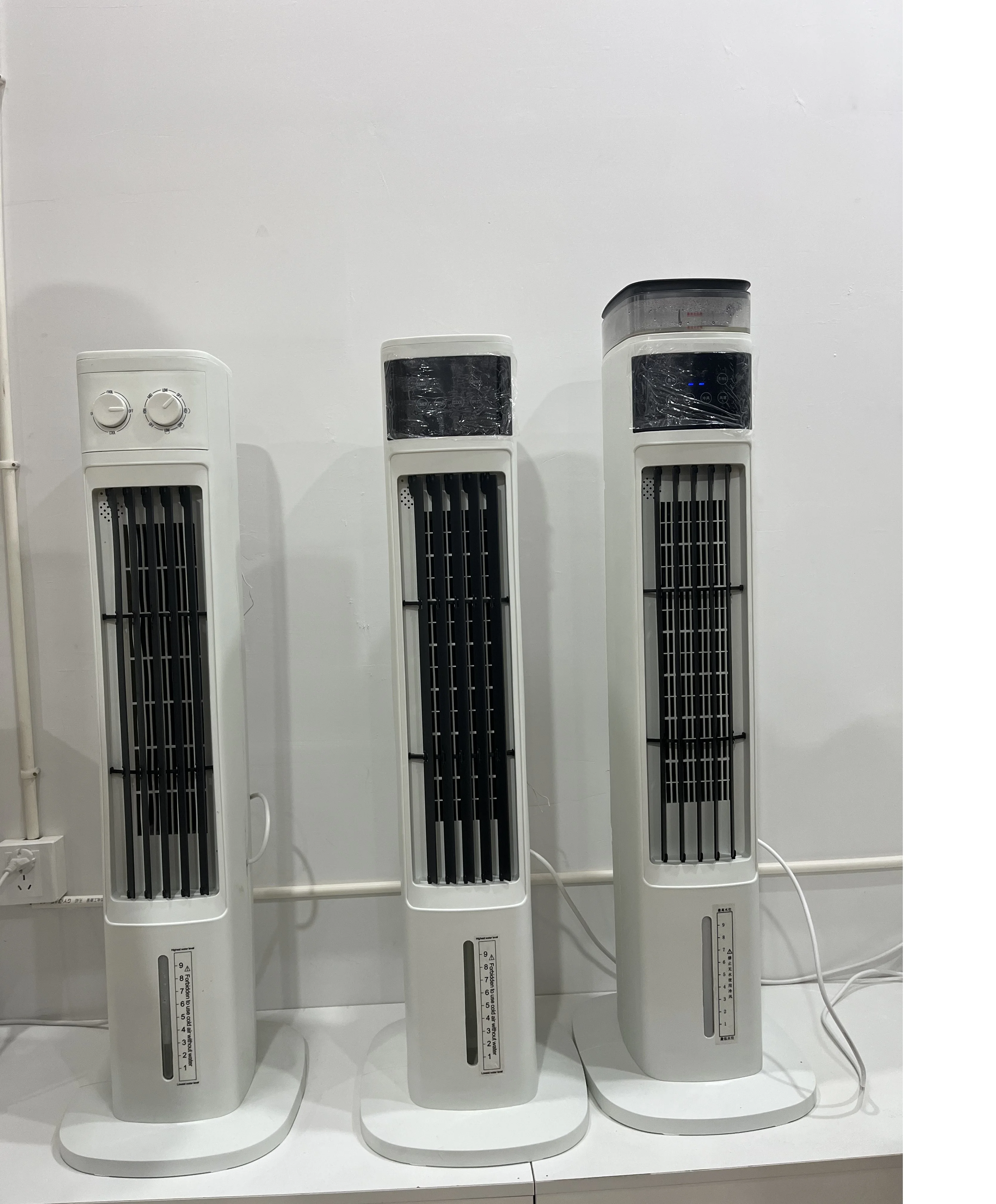 Portable Evaporative Flame Humidifier Tower Fan with Remote