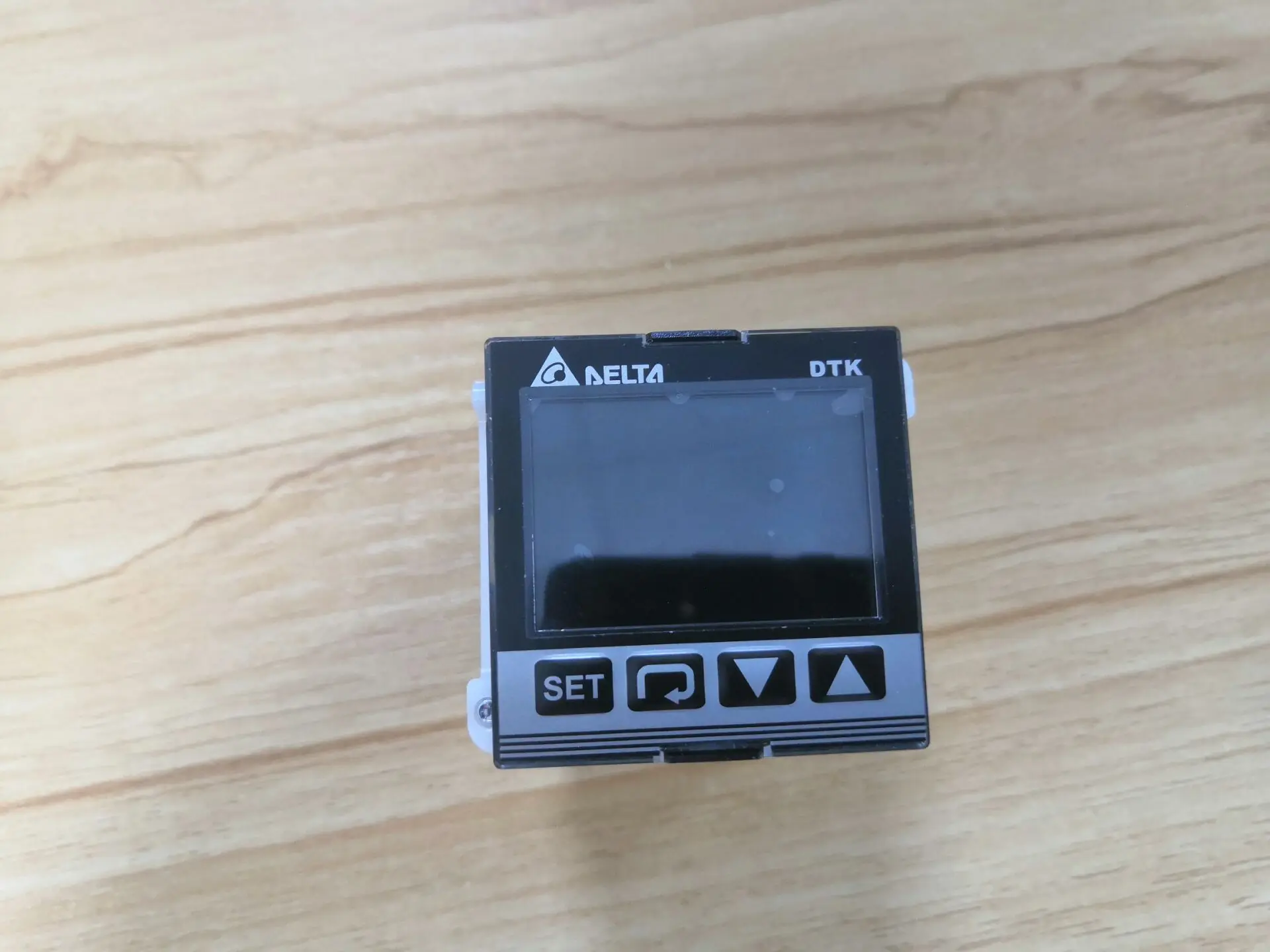 Delta Temperature Controller Dtk Series Dtk4848r01 - Buy Dtk ...
