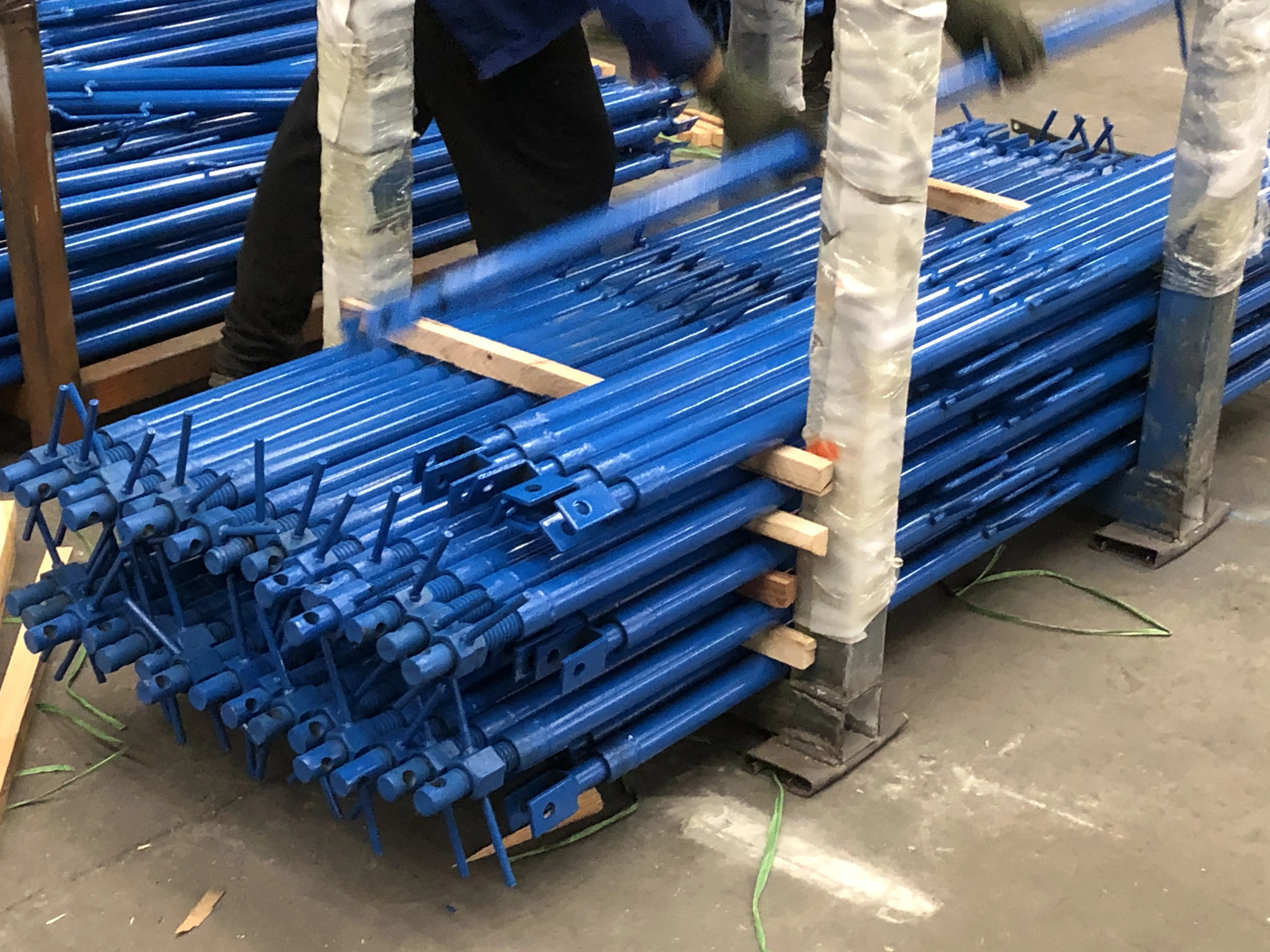 Scaffolding Prop Jack Telescopic Steel Props Steel Shoring Prop ...