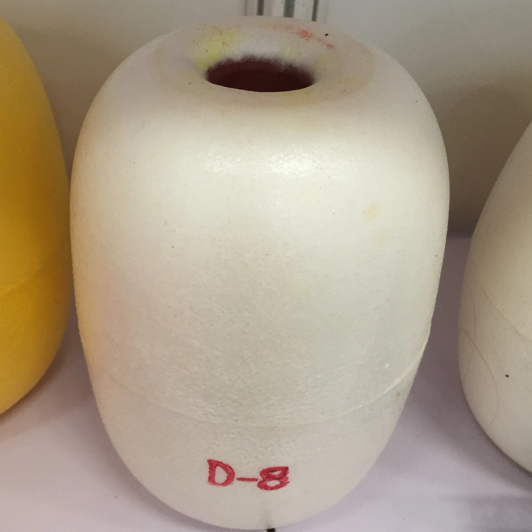 Durable Oval Fishing Floats - Perfect for Ocean Boat Fishing