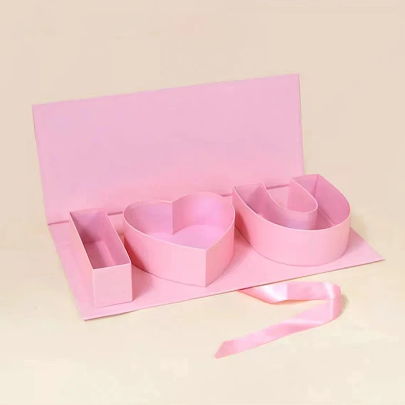Customizable Valentine's Day Gift Boxes - Creative & Recyclable
