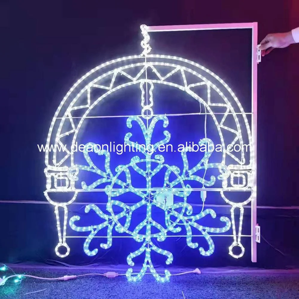 Christmas Pole Hanging Snowflake Motif Light - Buy Snowflake Light Pole ...