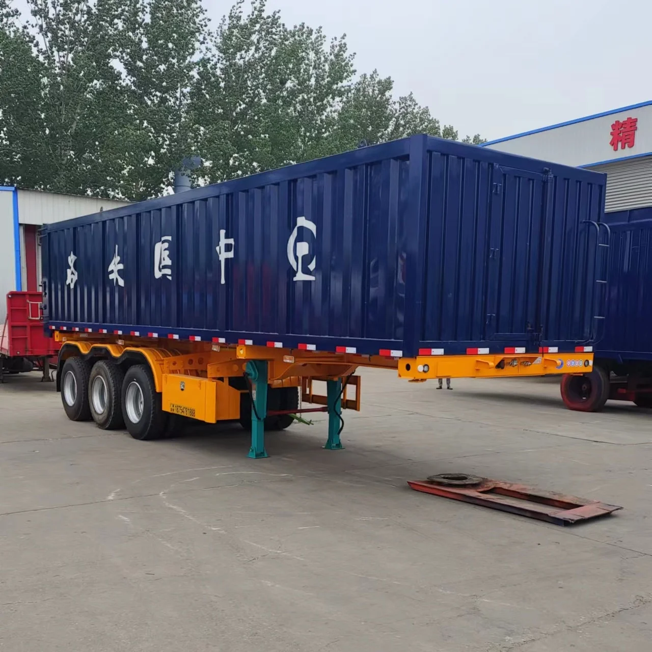 3-axle Container Carrier Semi-trailer Steel Chassis Semi-trailer Dumper ...