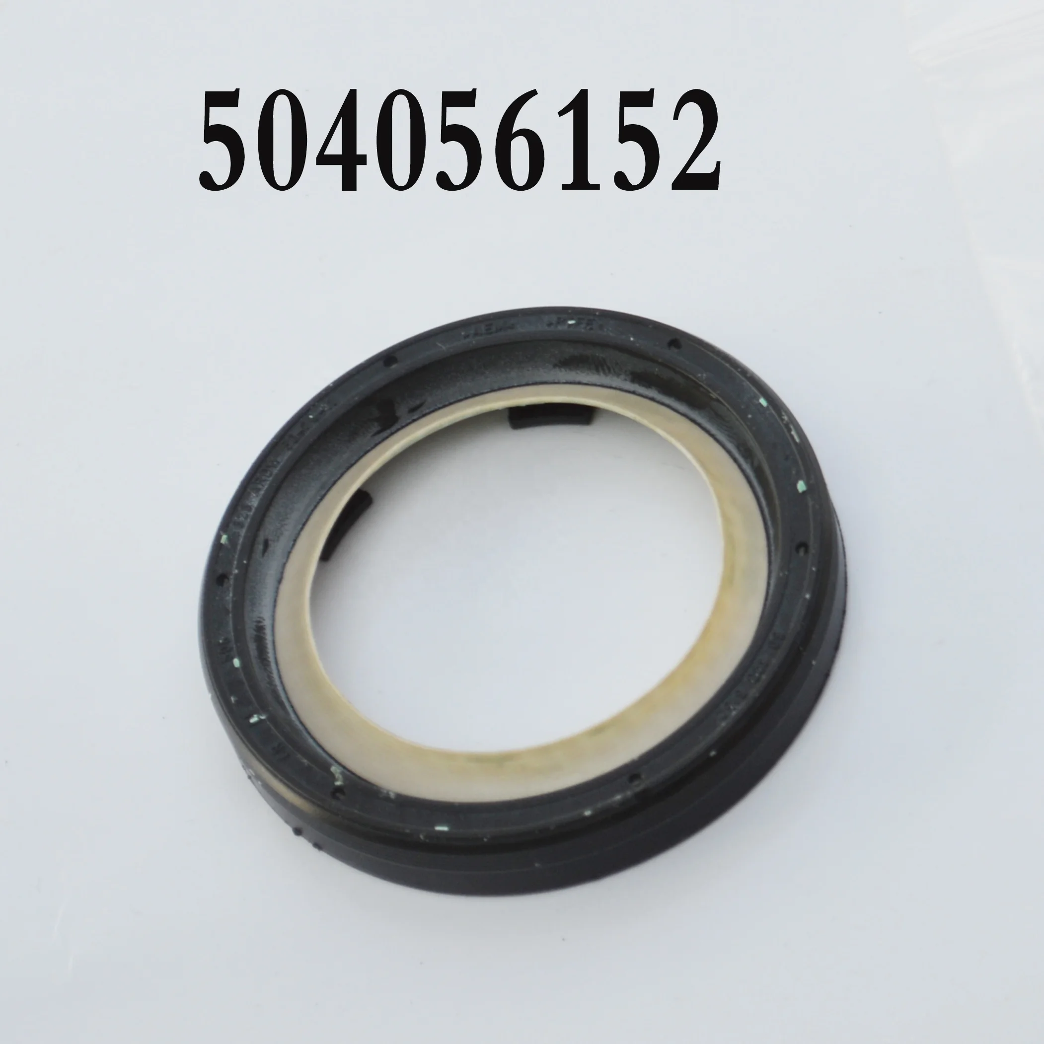 504056152 Crankshaft Oil Seal Rubber Oil Seal For Truck - Buy ...