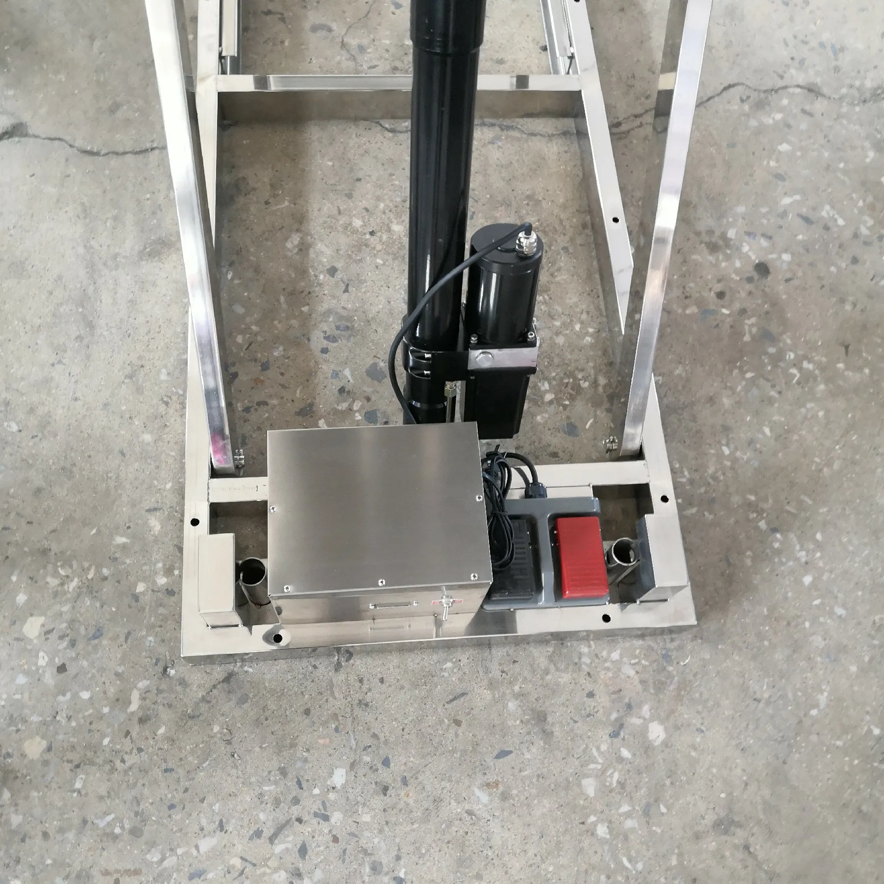 Portable Cadaver Lift - Efficient Mortuary Body Transfer