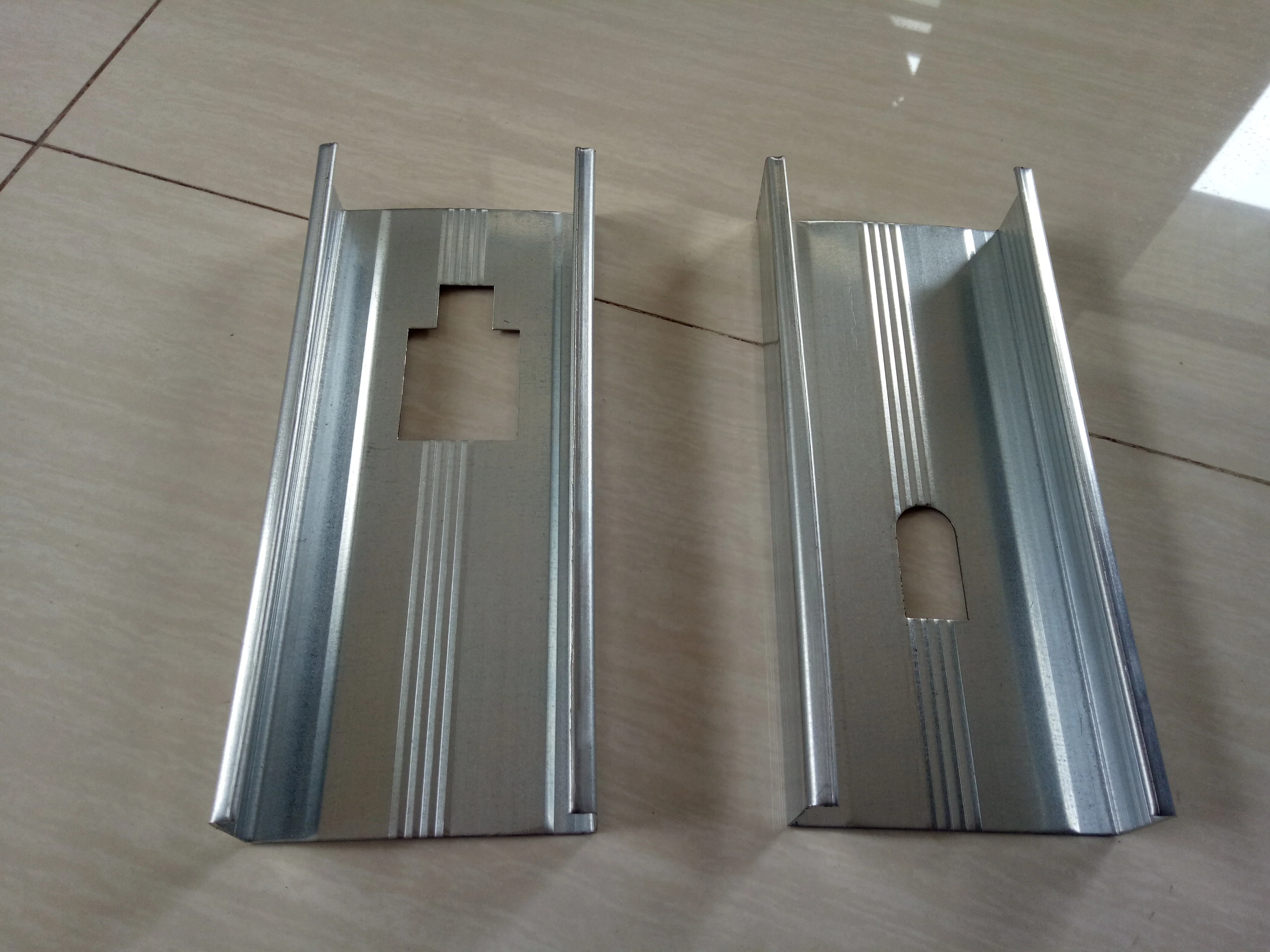 Furring Channel,Roof Ceiling Batten Roll Forming Machine For Light ...