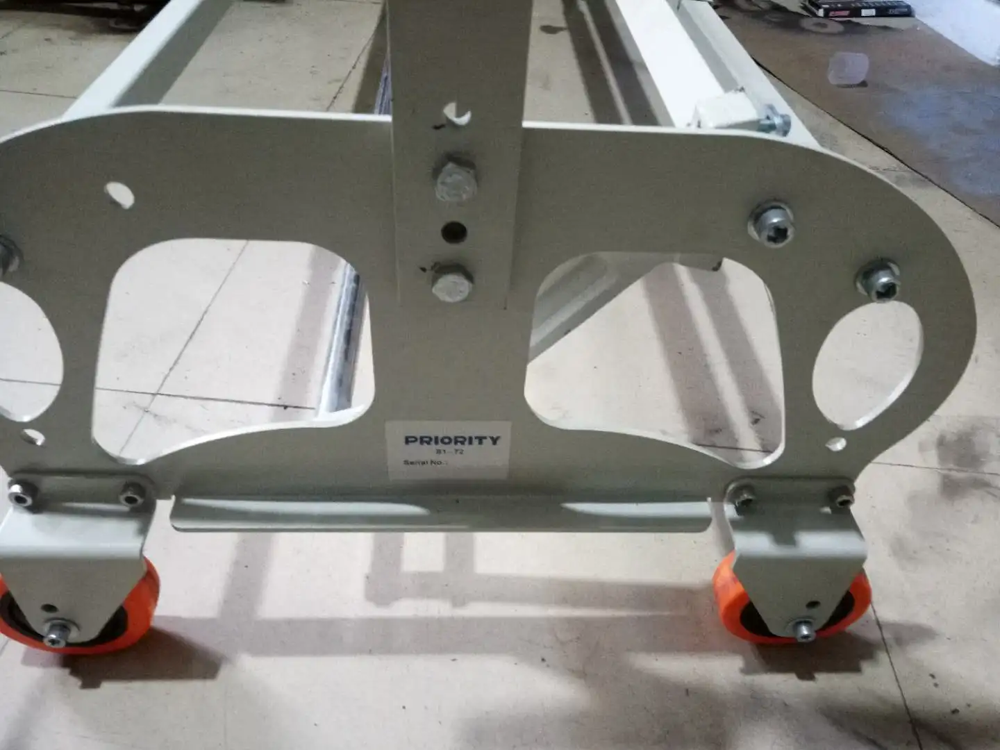 Manual Fabric Spreading Machine - Efficient & Reliable