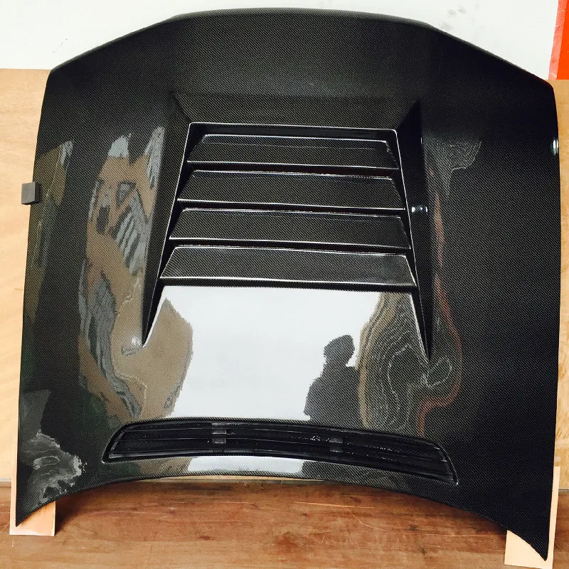 R32 GTR Carbon Fiber Hood - Dmax Style for Nissan Skyline